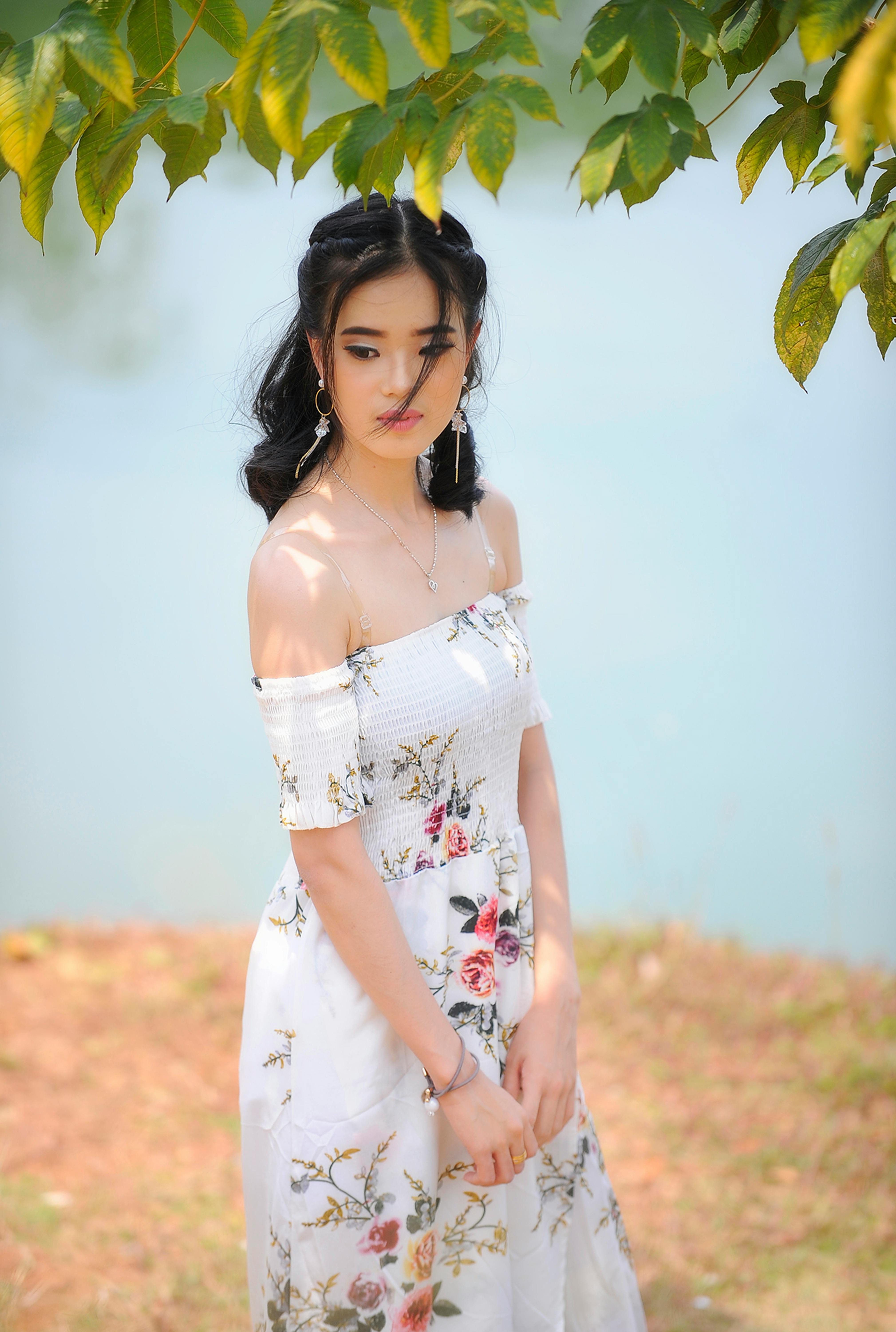 Girl Wearing Off Shoulder Dress · Free Stock Photo