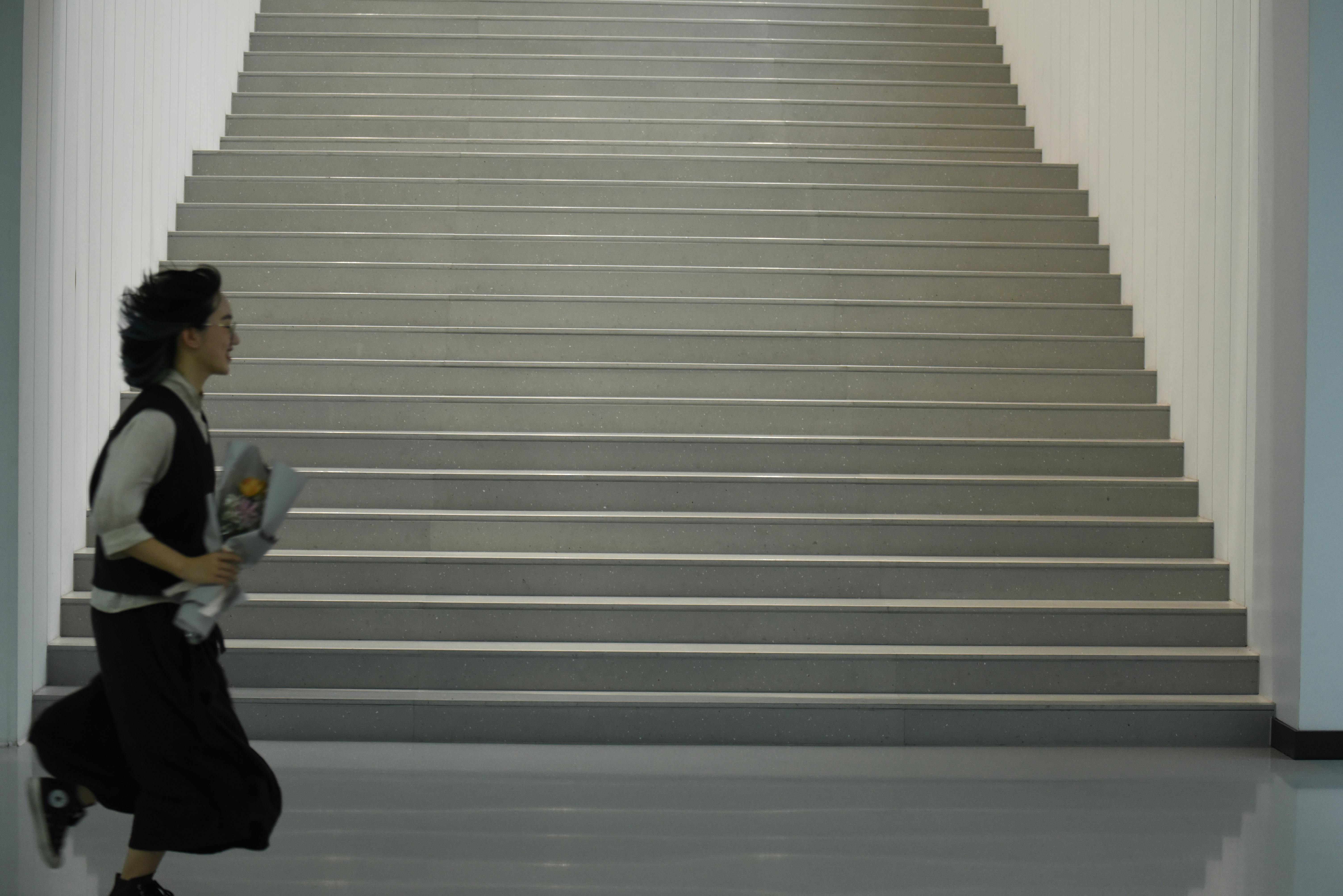 Staircase Run Photos, Download The BEST Free Staircase Run Stock Photos ...