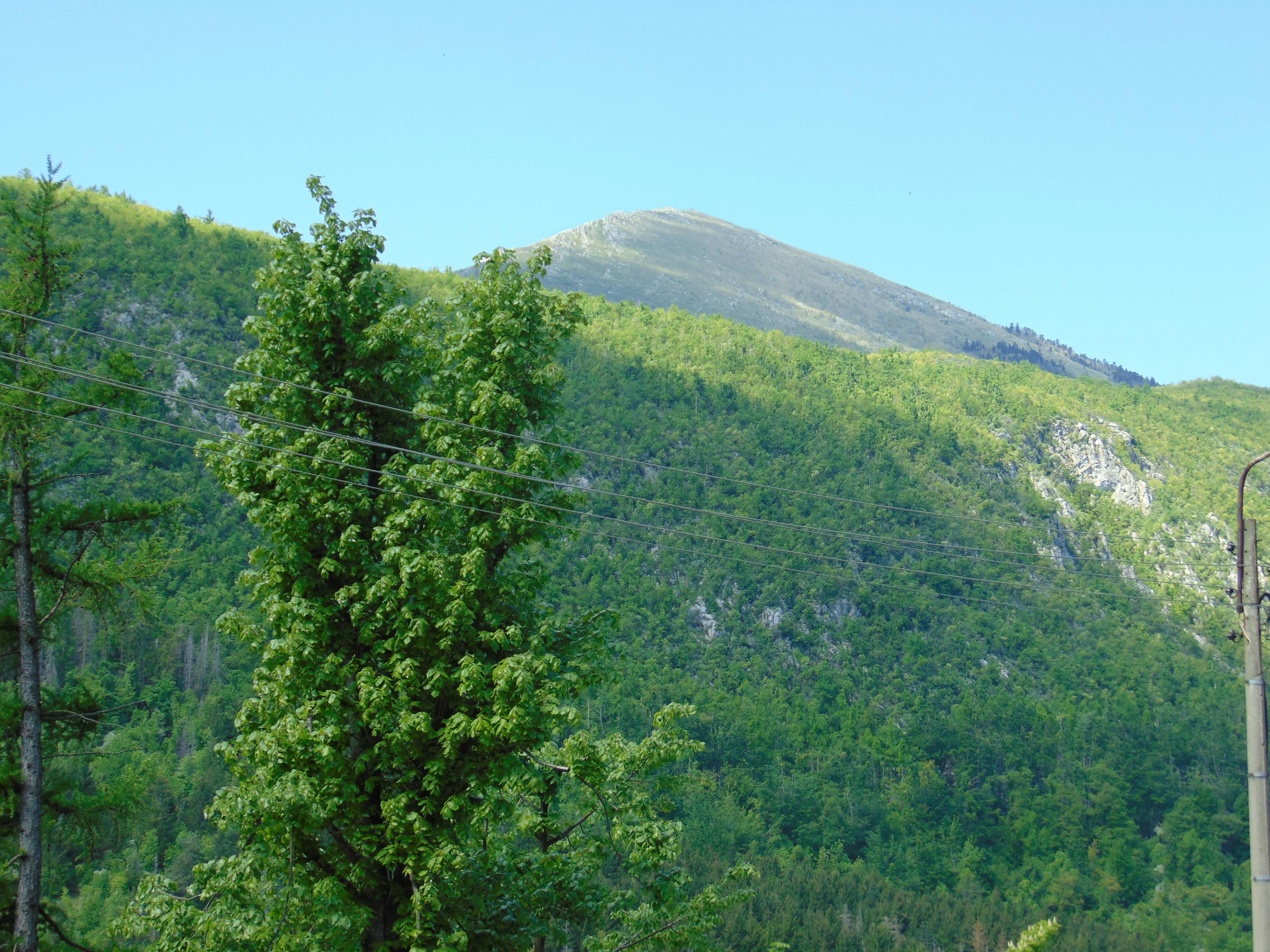 Free stock photo of mountain, mountain side, mountain top