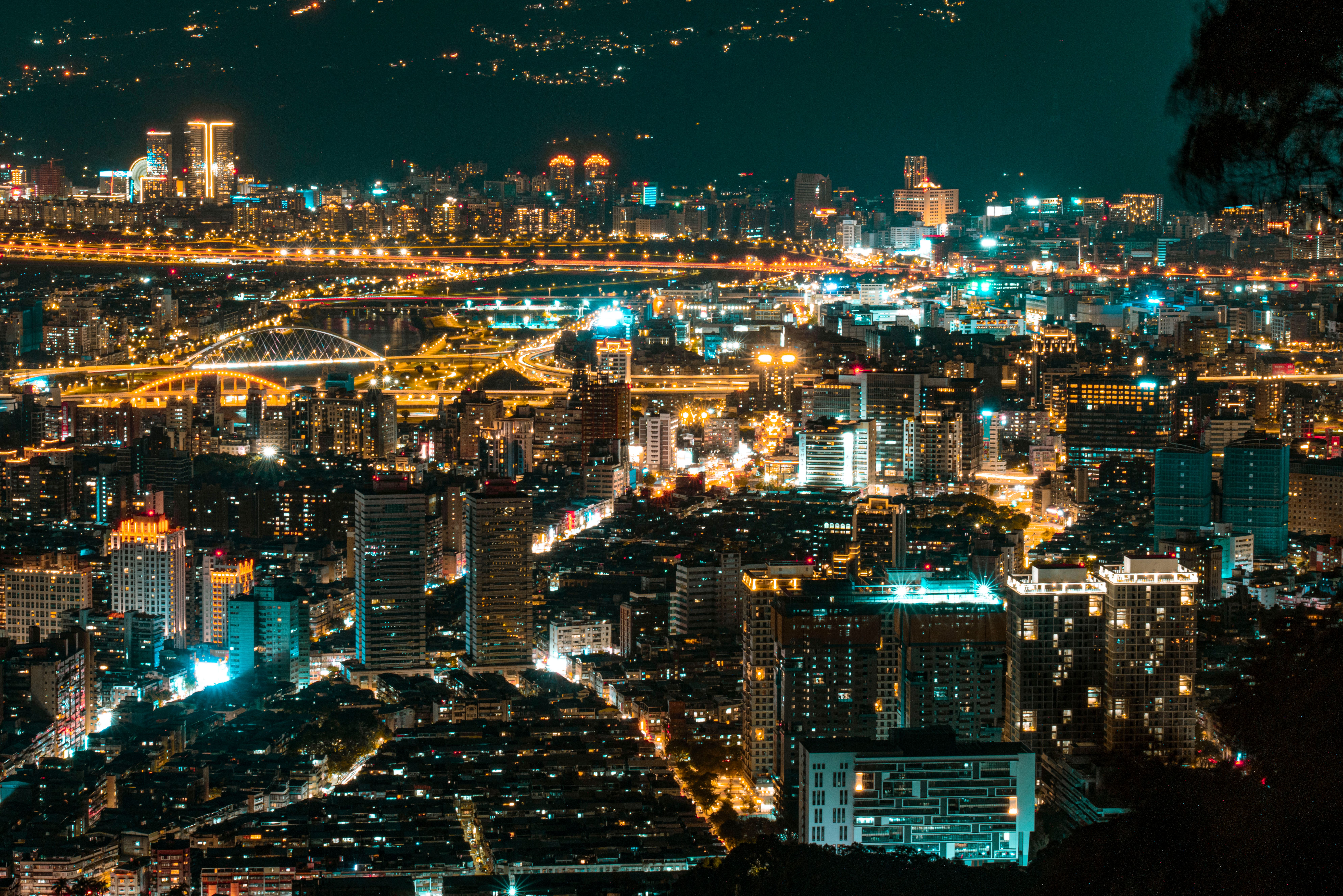 Illuminated City at Night · Free Stock Photo