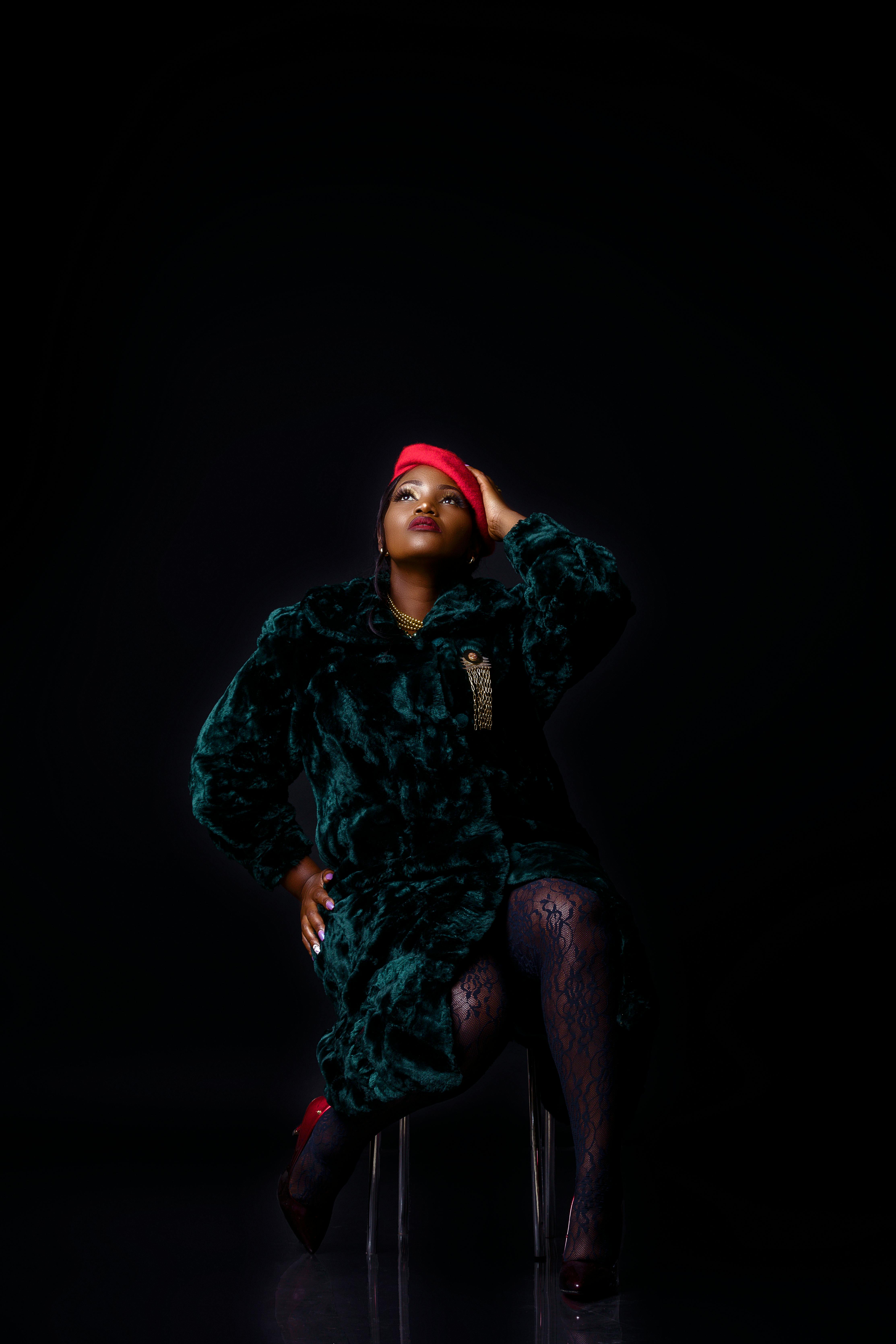 Stool Throwing Photos, Download Free Stool Throwing Stock Photos & HD ...