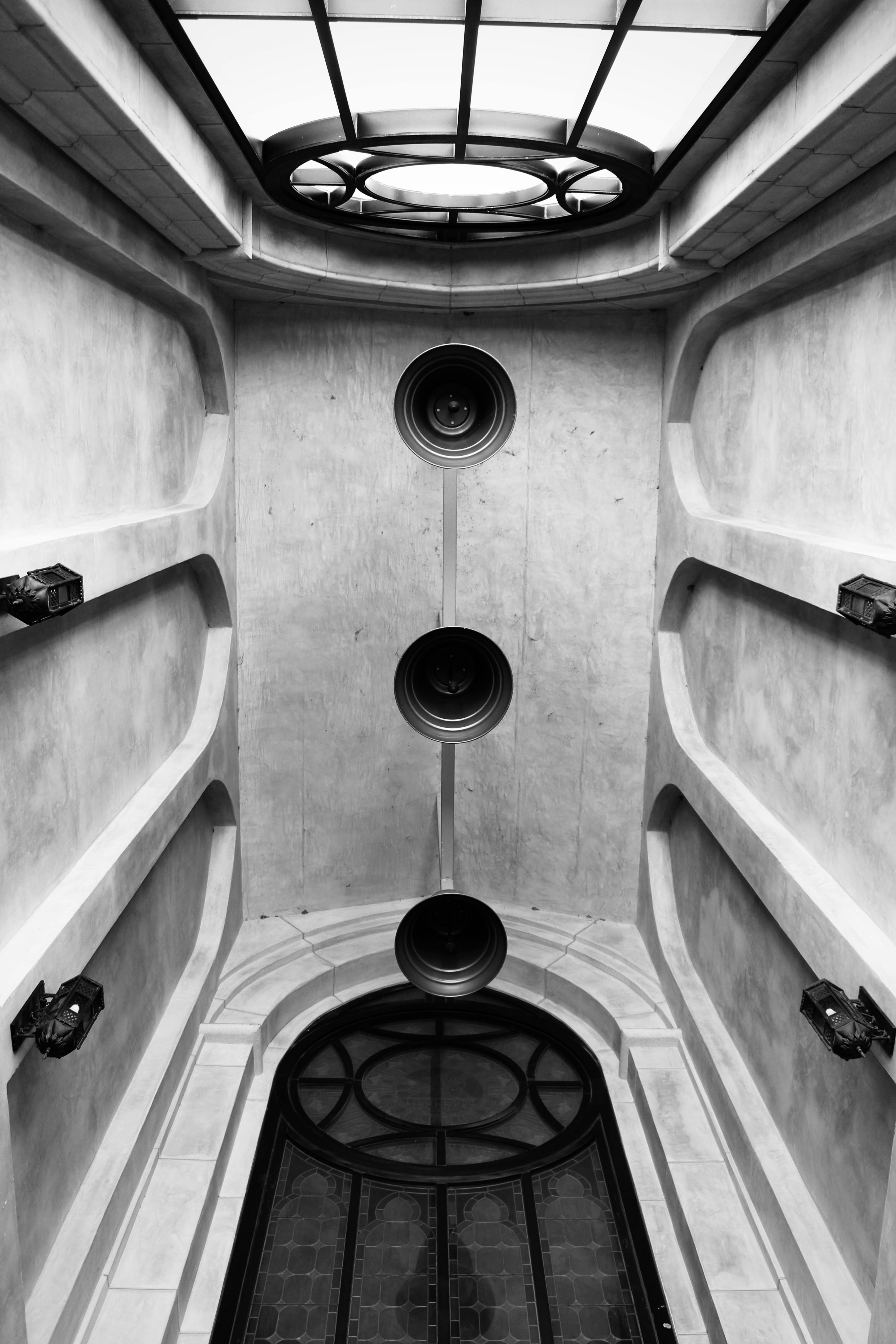 Nightclub Ceiling Photos, Download Free Nightclub Ceiling Stock Photos ...