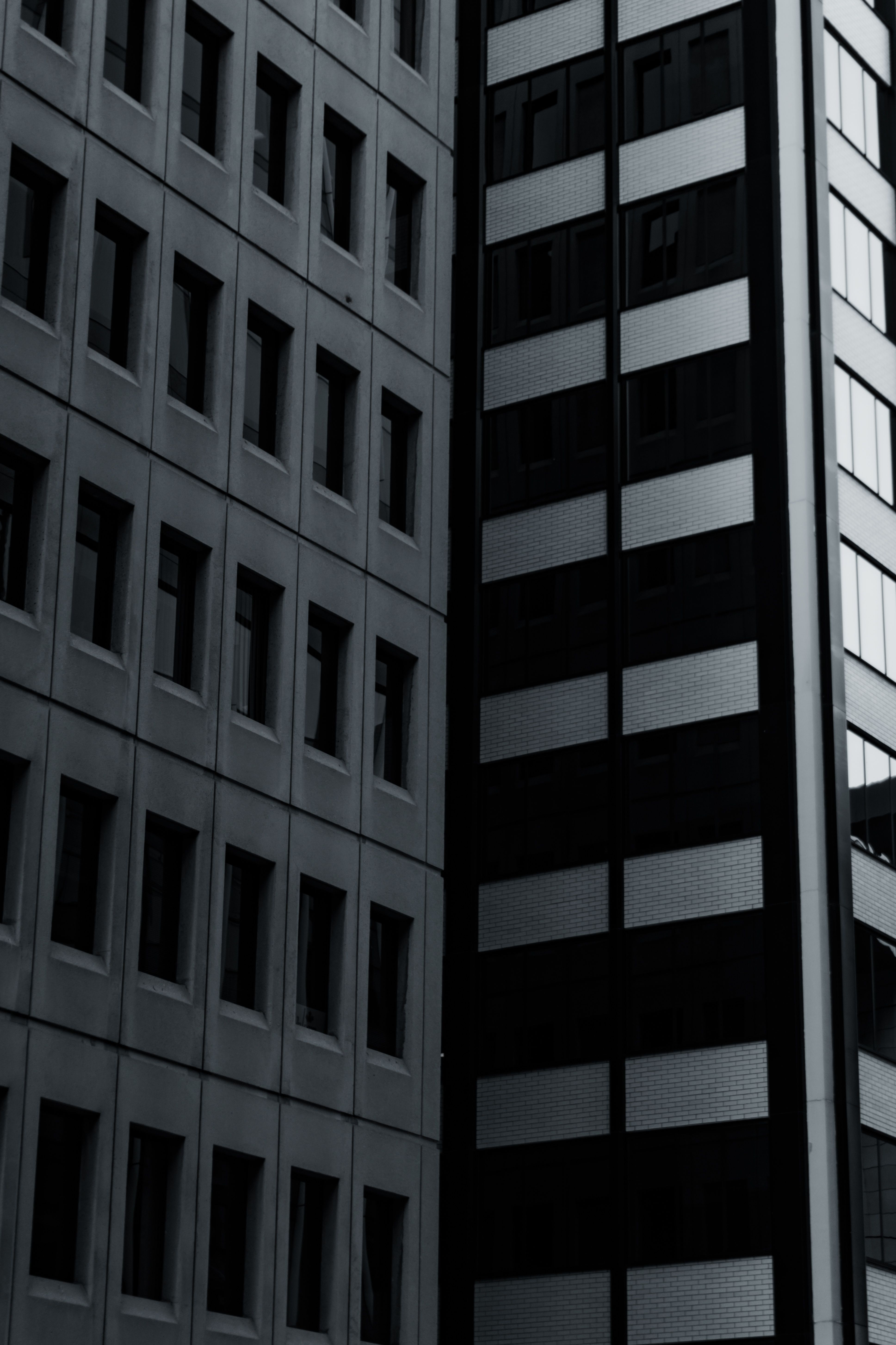 Grayscale Photo of Building · Free Stock Photo