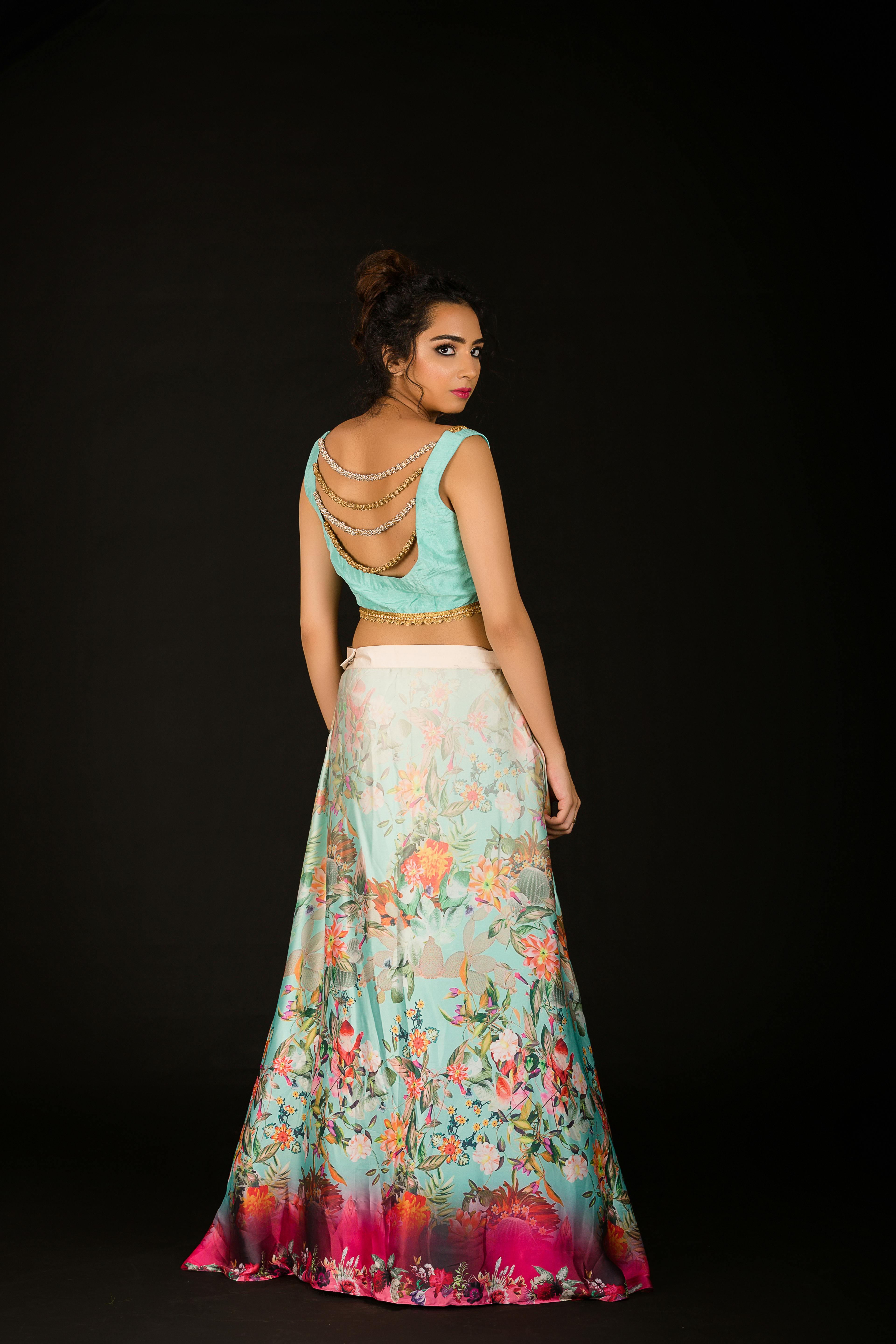 161,938+ Best Free Looking back Stock Photos & Images · 100% Royalty ...