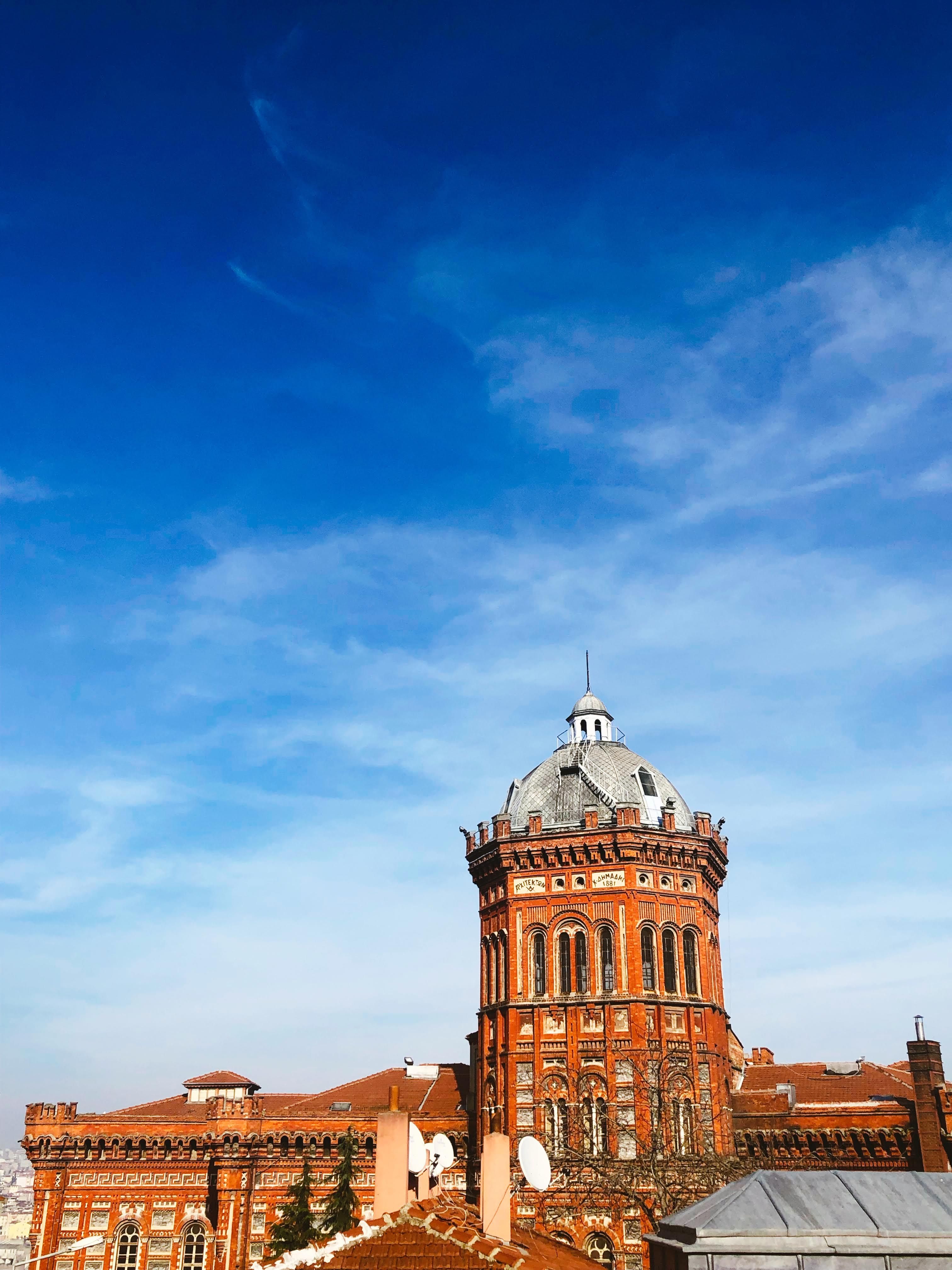 Clear Sky over Buildings and Town · Free Stock Photo