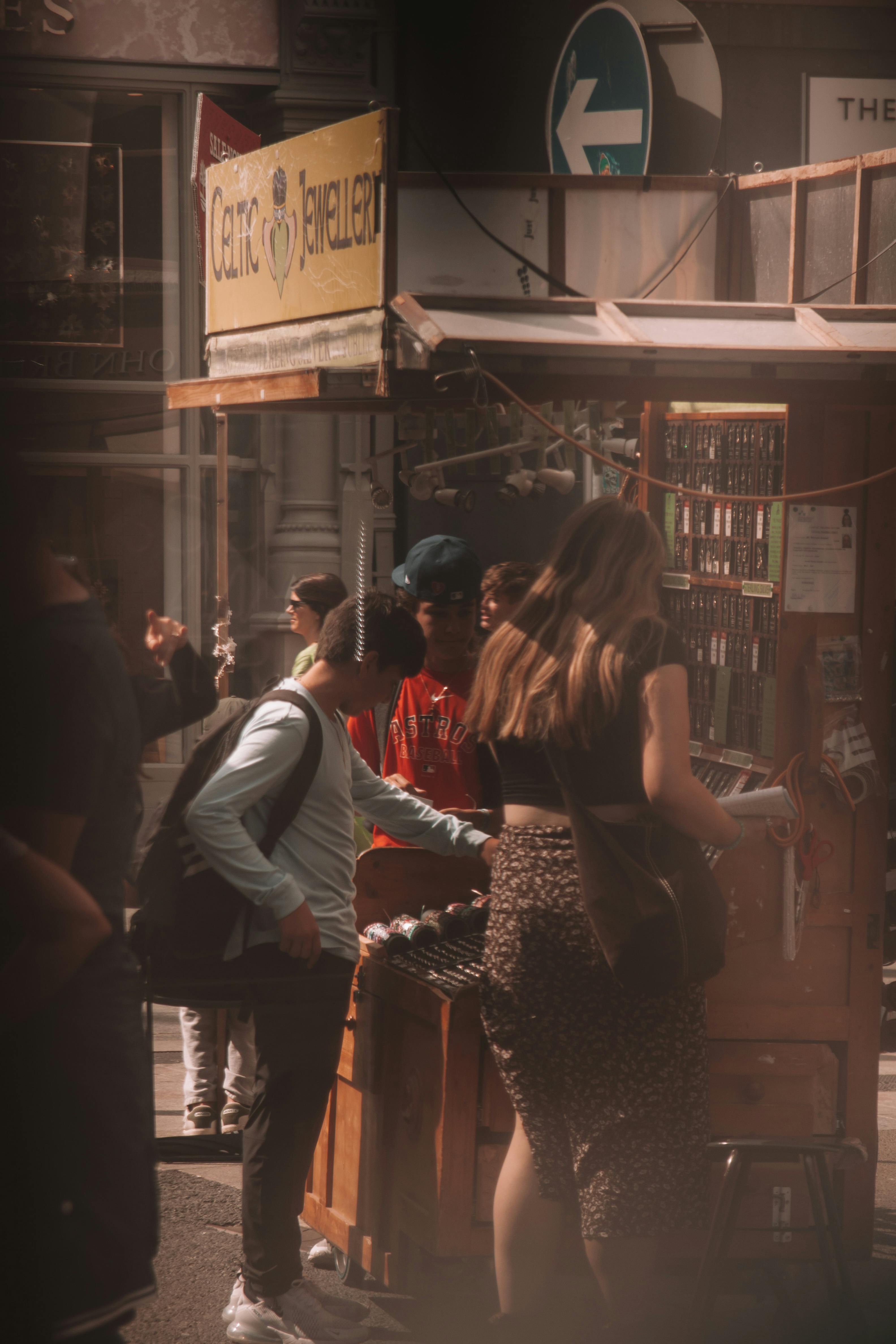 2,730+ Best Free Buying Stock Photos & Images · 100% Royalty-Free HD ...