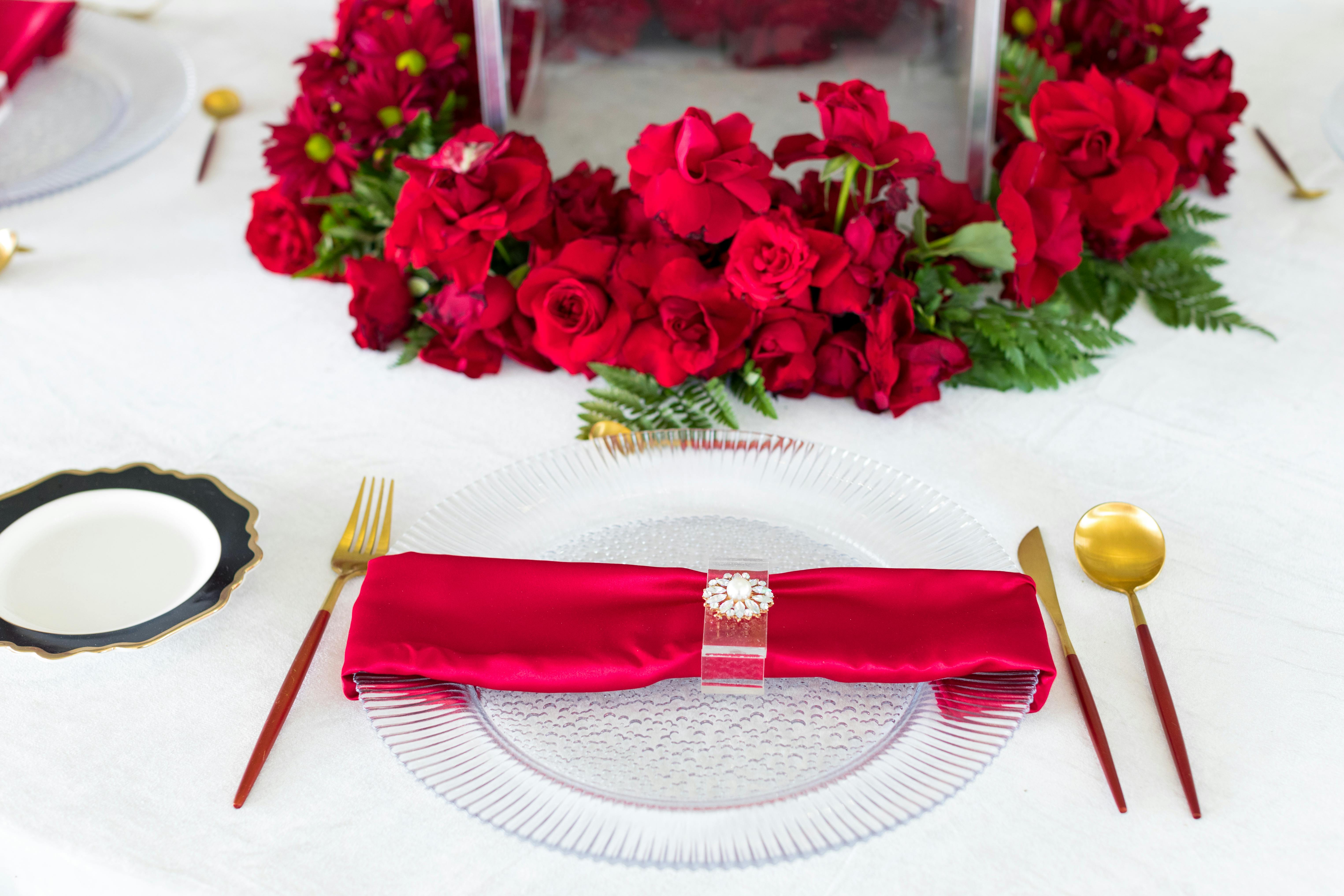 White Tissue Paper on Silver Round Plate · Free Stock Photo