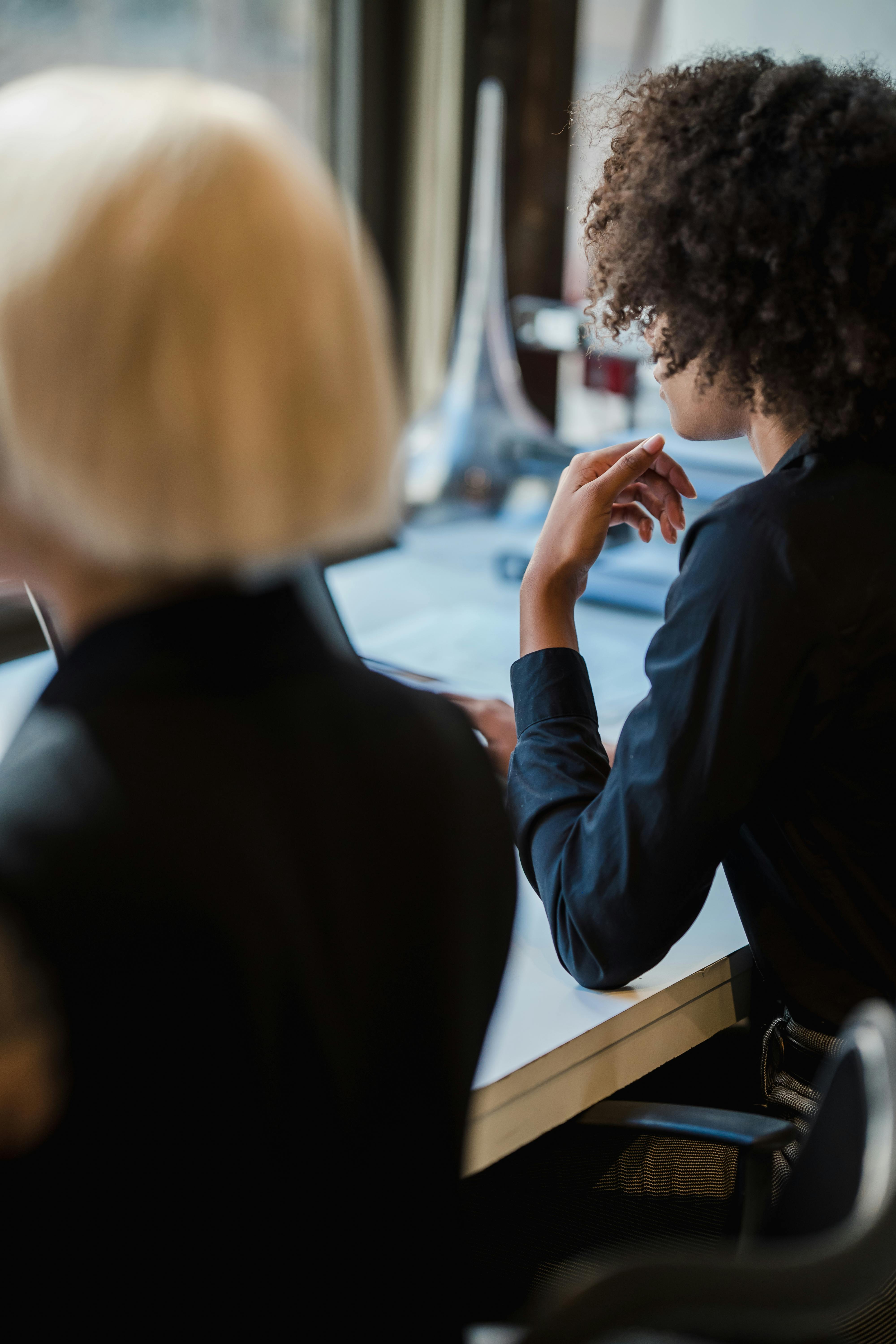 548,245+ Best Free Women working Stock Photos & Images · 100% Royalty ...