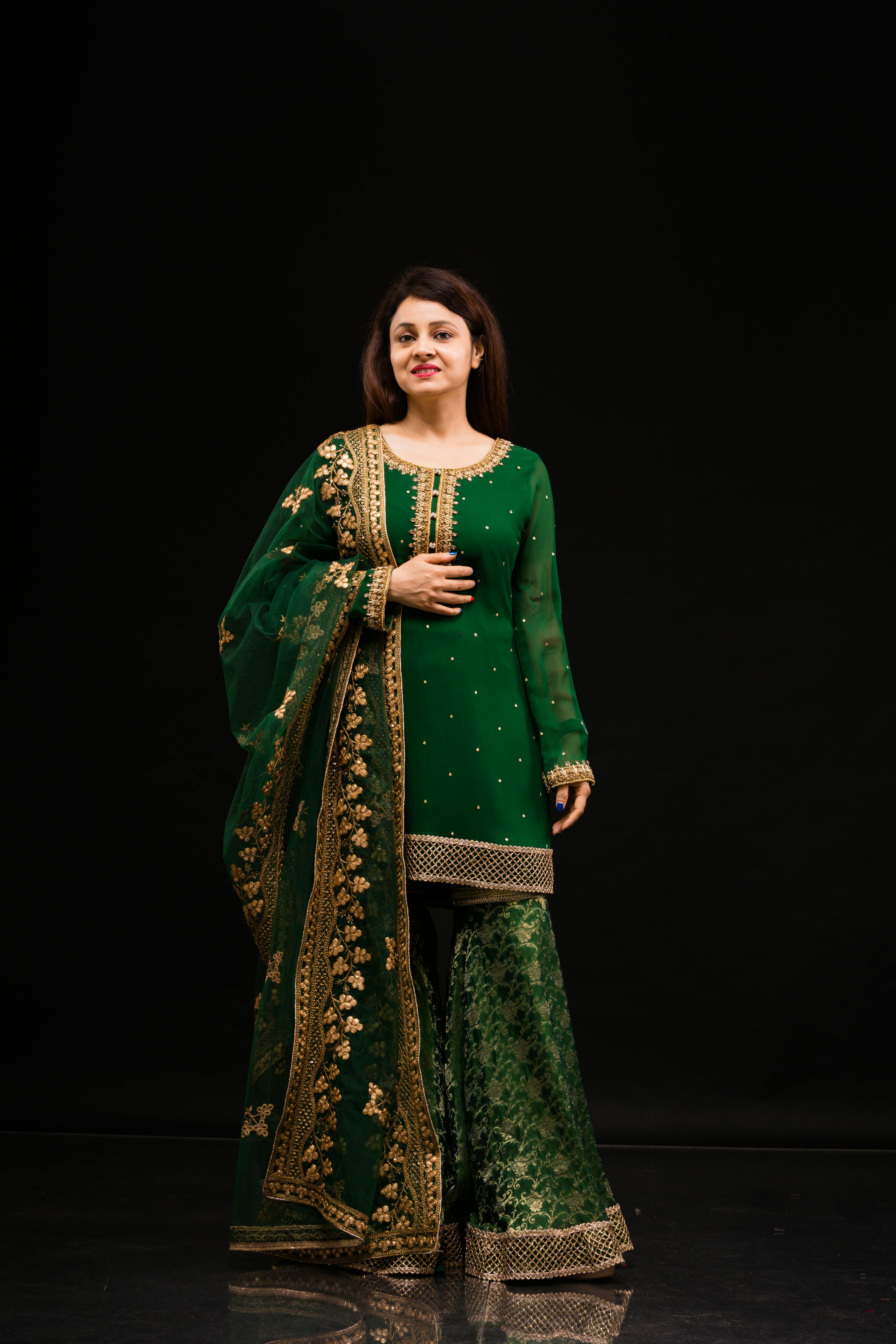 Dress Indian Model White Background Photos, Download Free Dress Indian ...