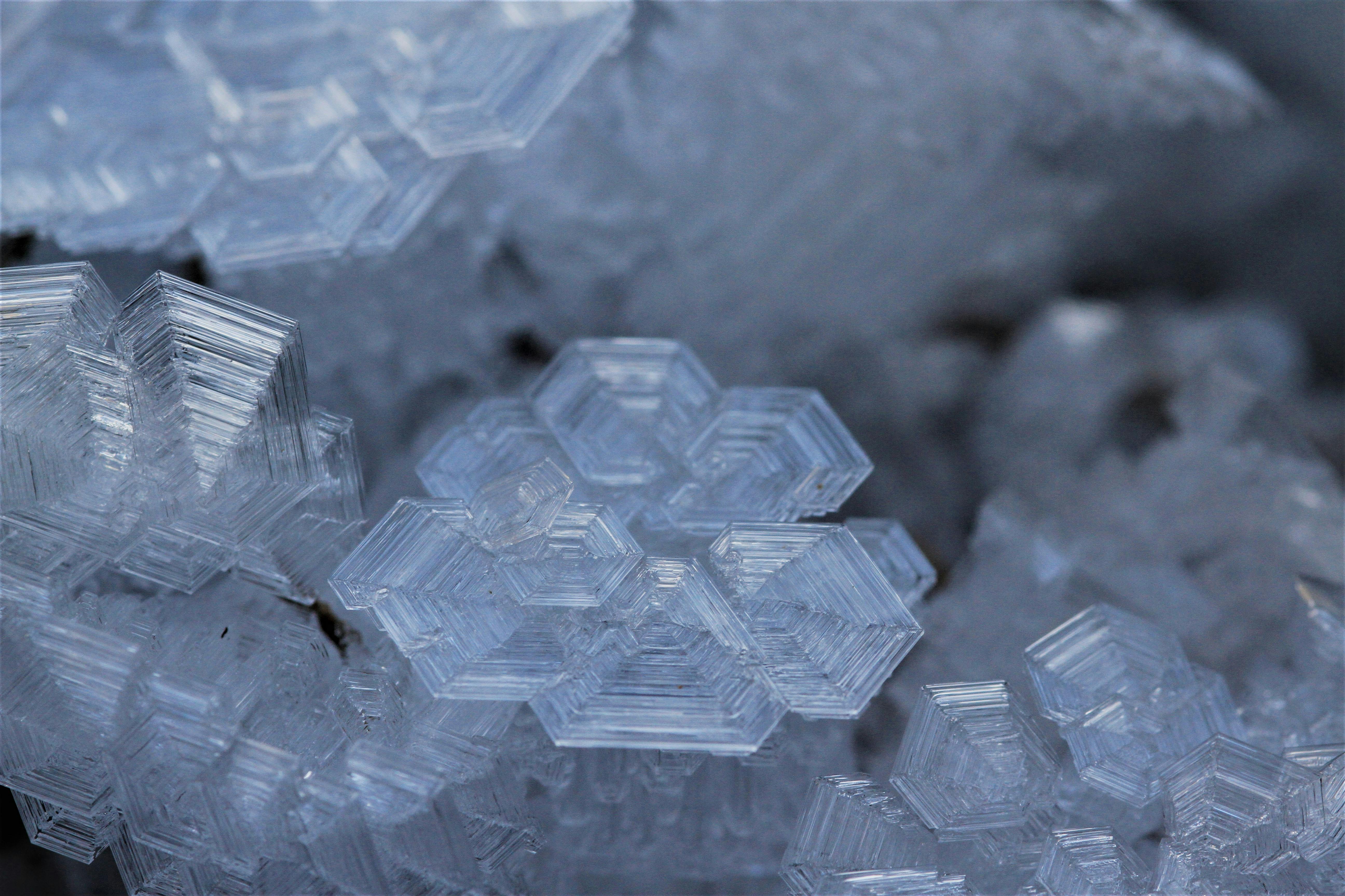 Frozen Crystals Photos, Download The BEST Free Frozen Crystals Stock ...
