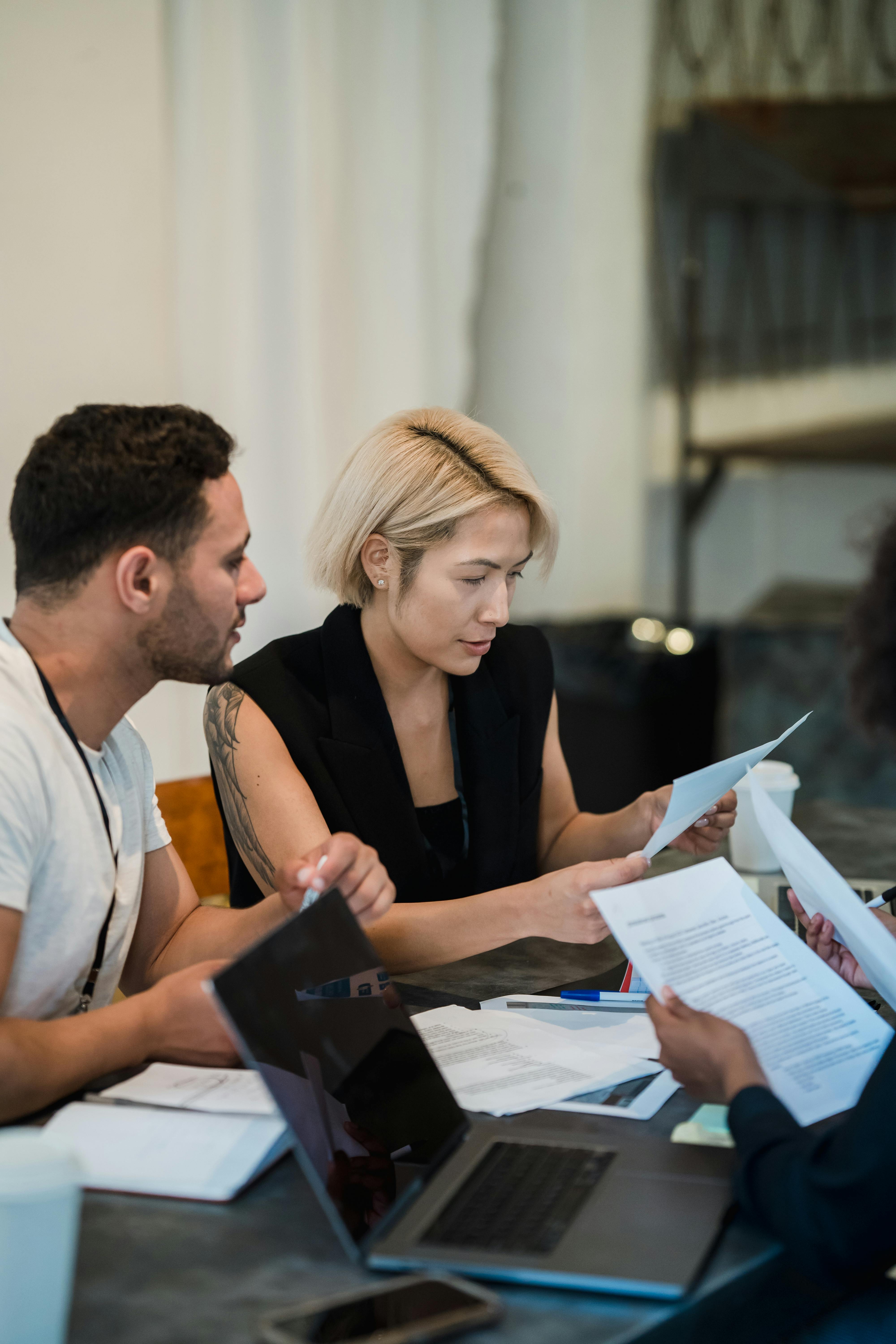 490,039+ Best Free People at work Stock Photos & Images · 100% Royalty ...