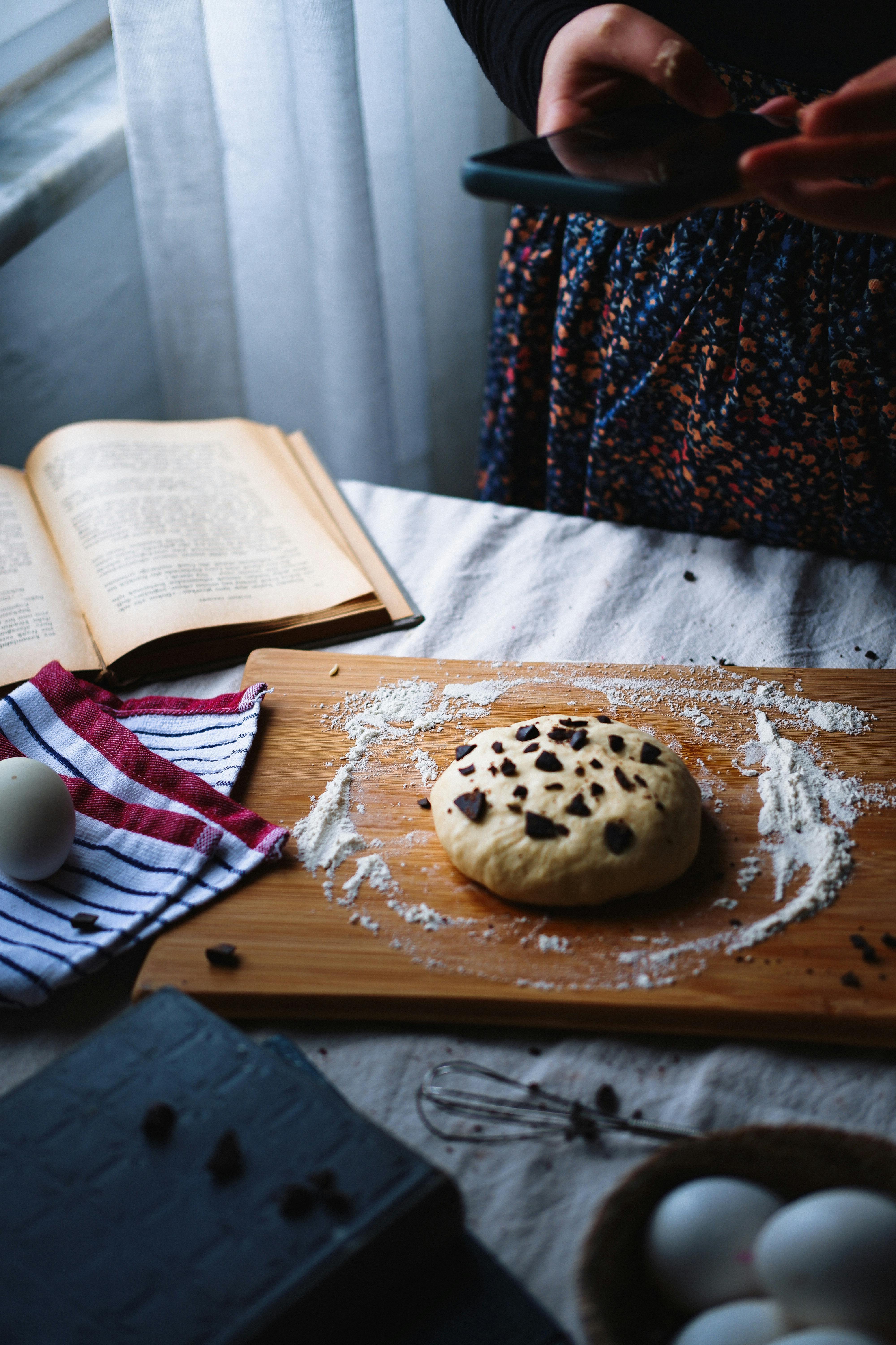 Person Making a Cookie · Free Stock Photo