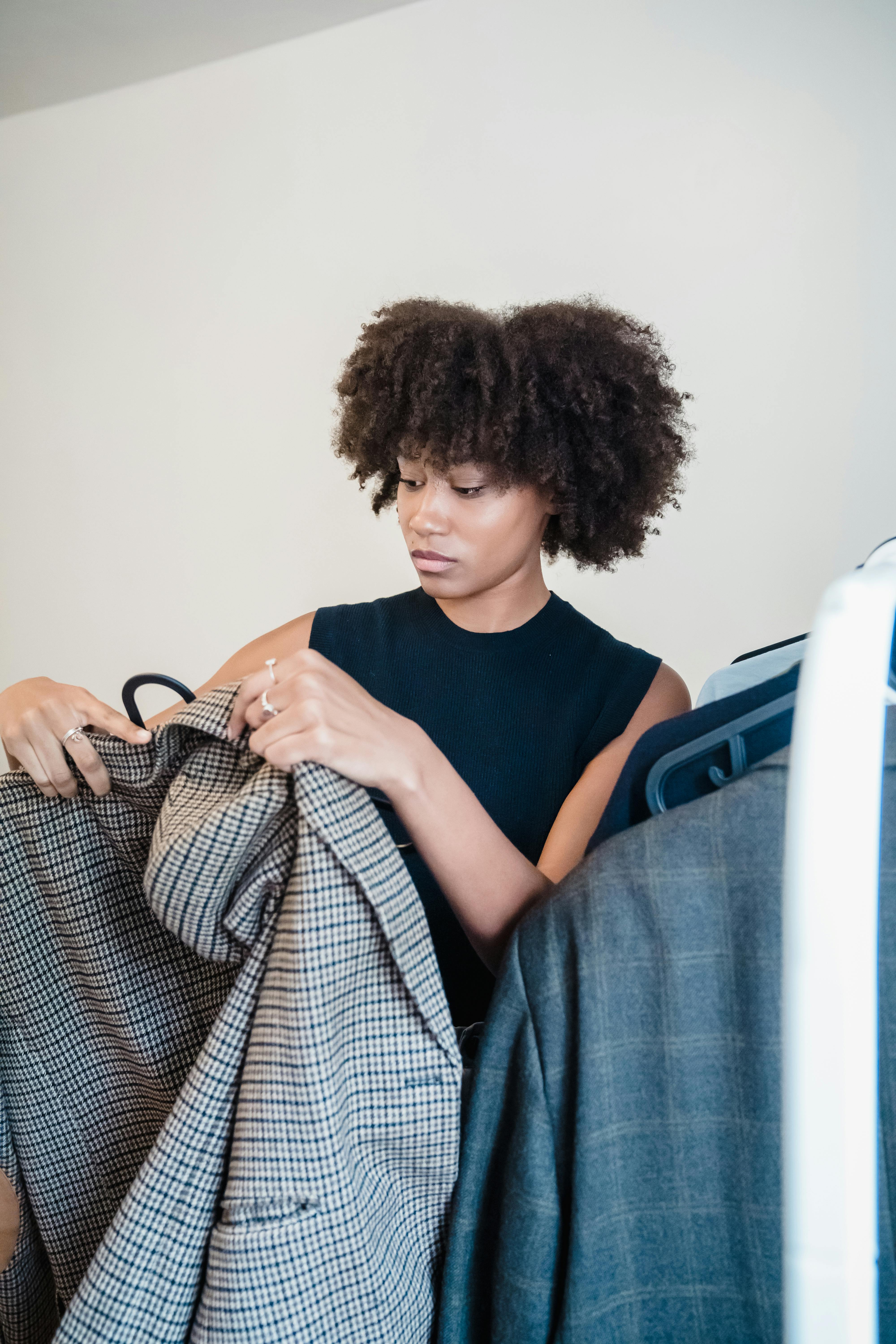 50 000+ Vetements banque d'images et photos libres de droit ...