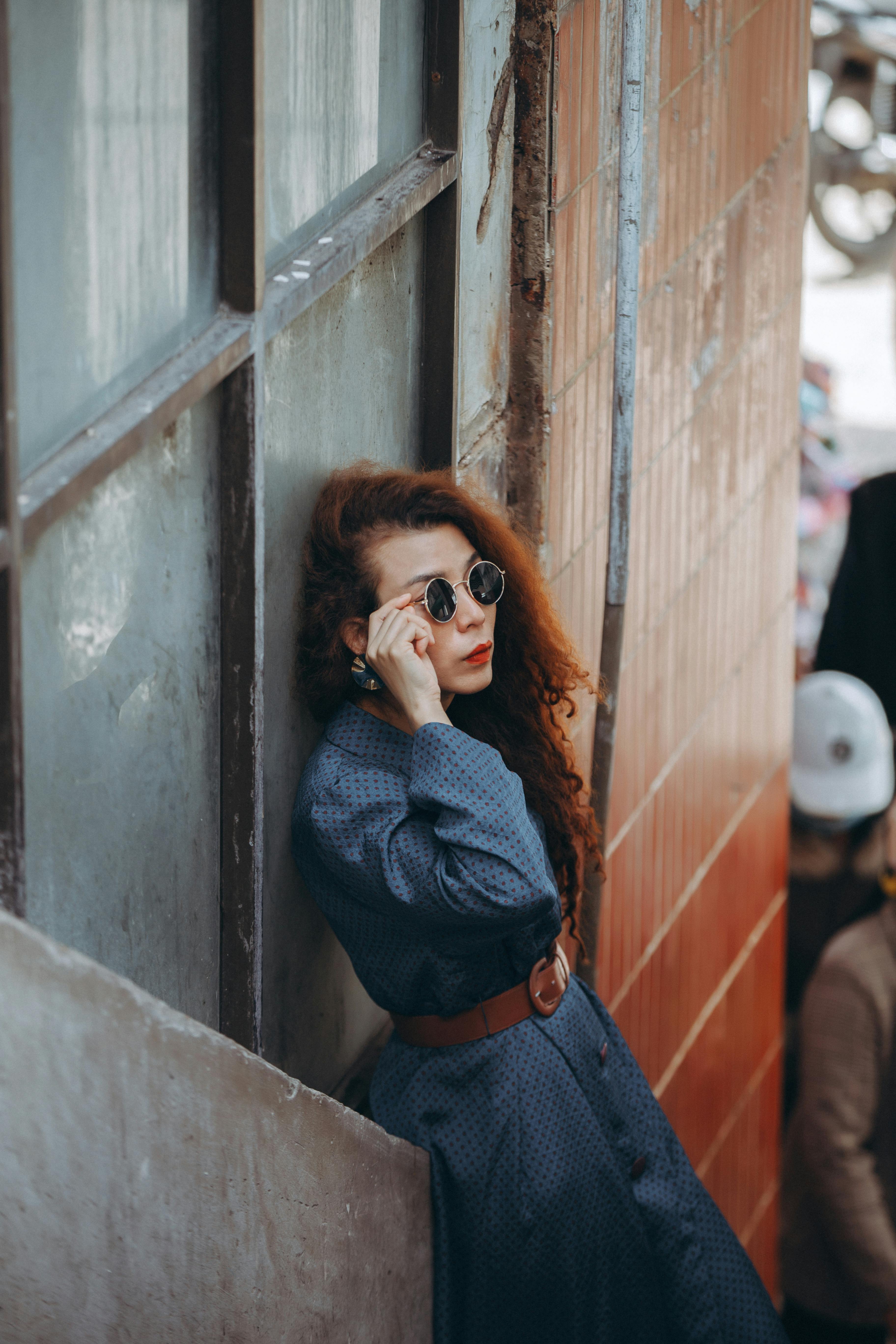 518,873+ Best Free Woman standing Stock Photos & Images · 100% Royalty ...