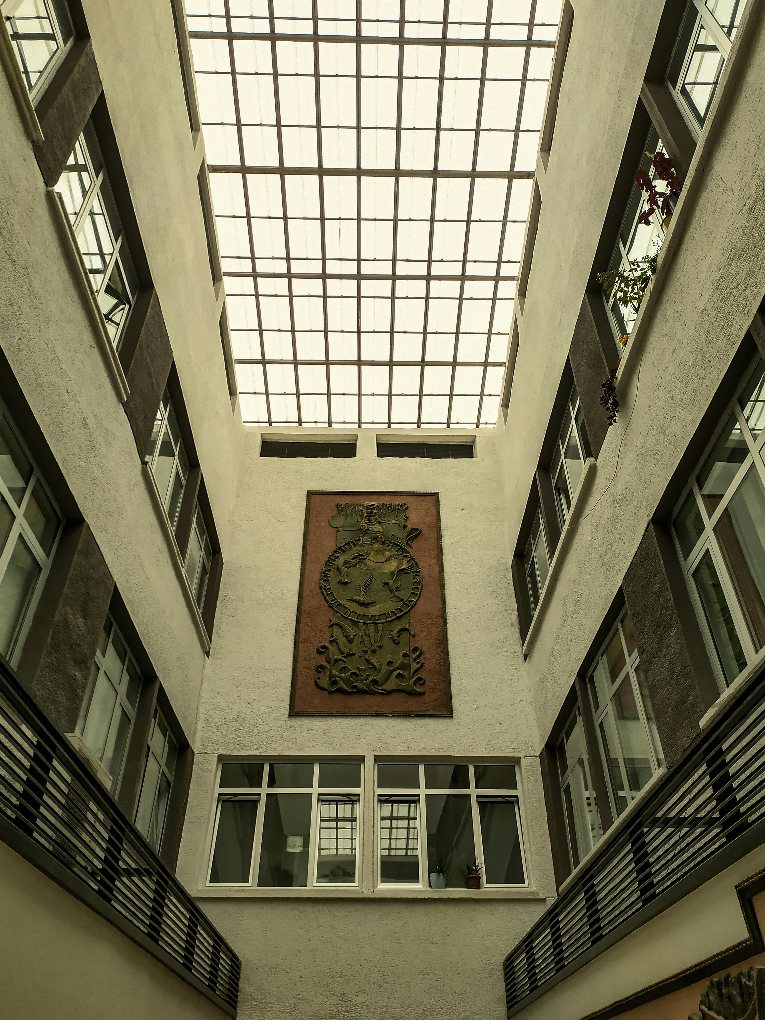 University Building with Glass Ceiling · Free Stock Photo