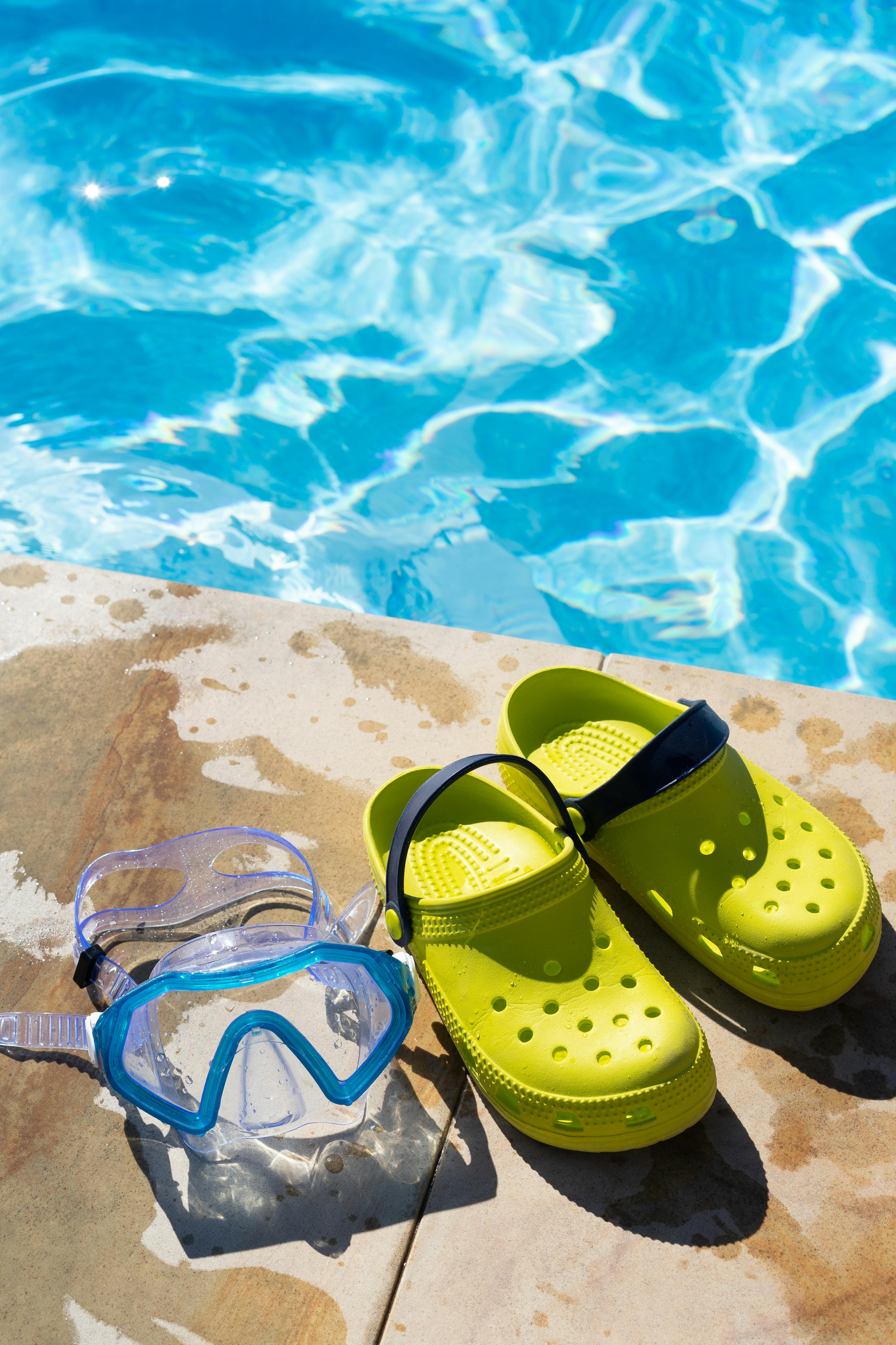 Crocs Photos, Download The BEST Free Crocs Stock Photos & HD Images