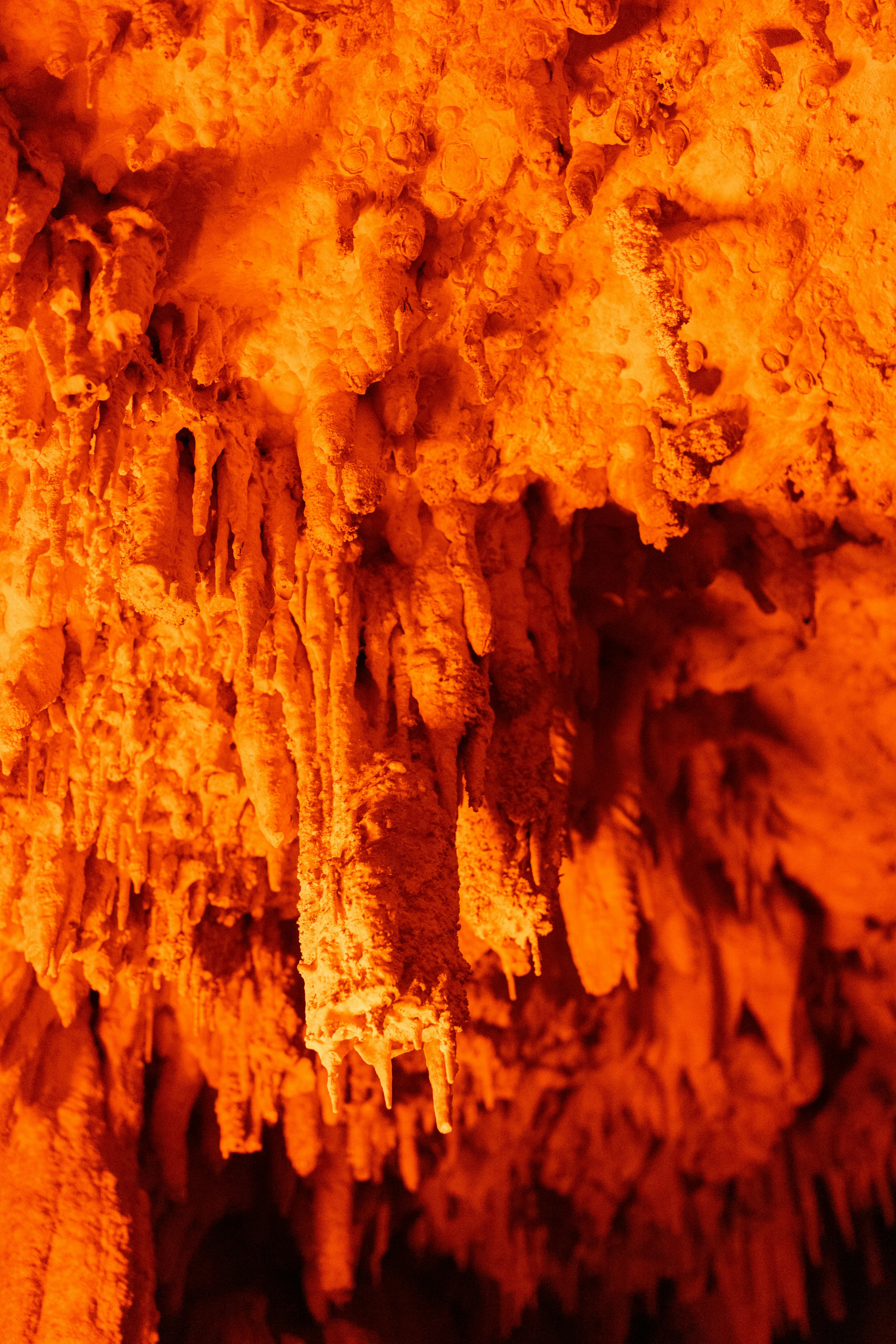 Stalactites Formation on the Cave's Ceiling · Free Stock Photo