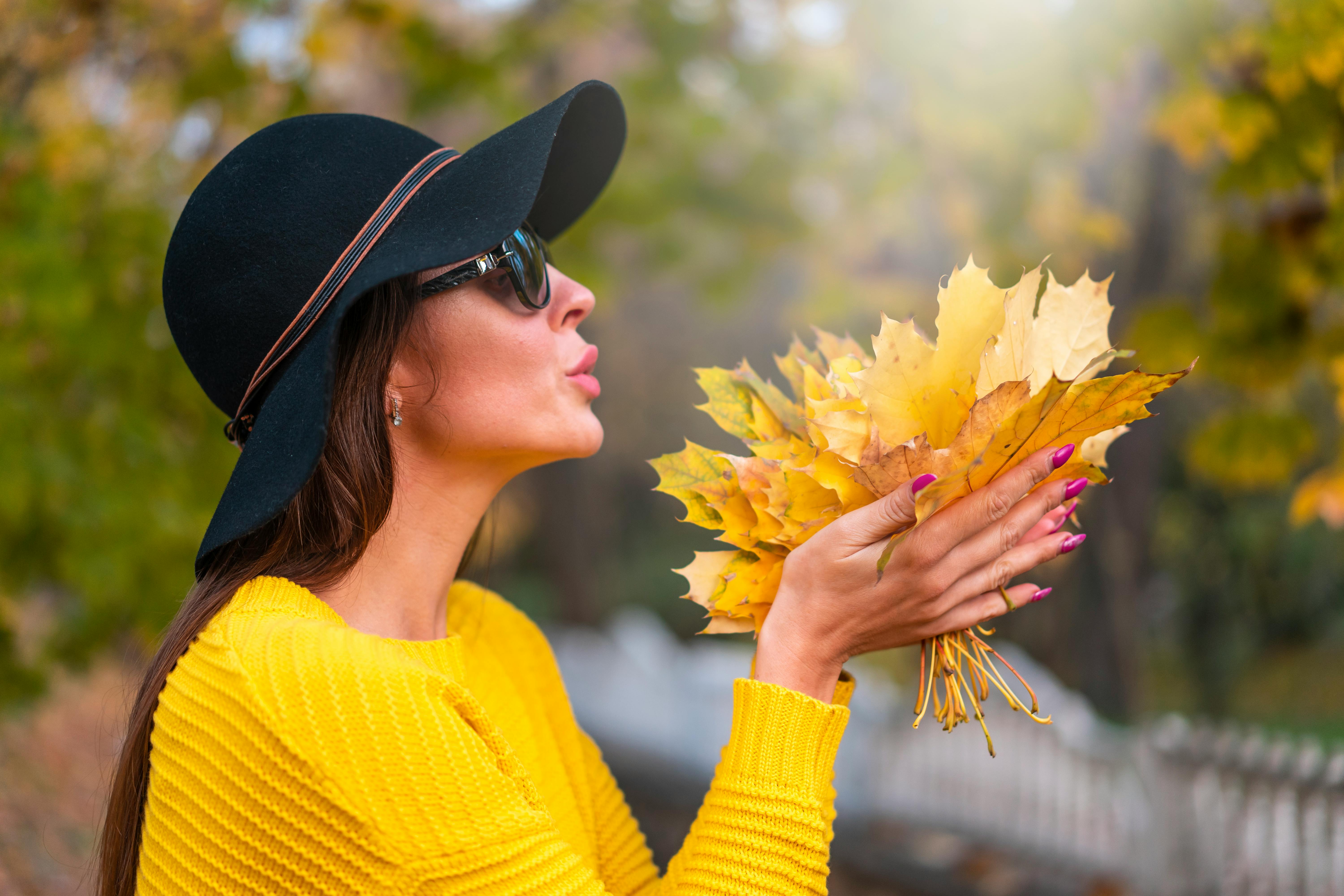 Bts Autumn Leaves Photos, Download Free Bts Autumn Leaves Stock Photos ...