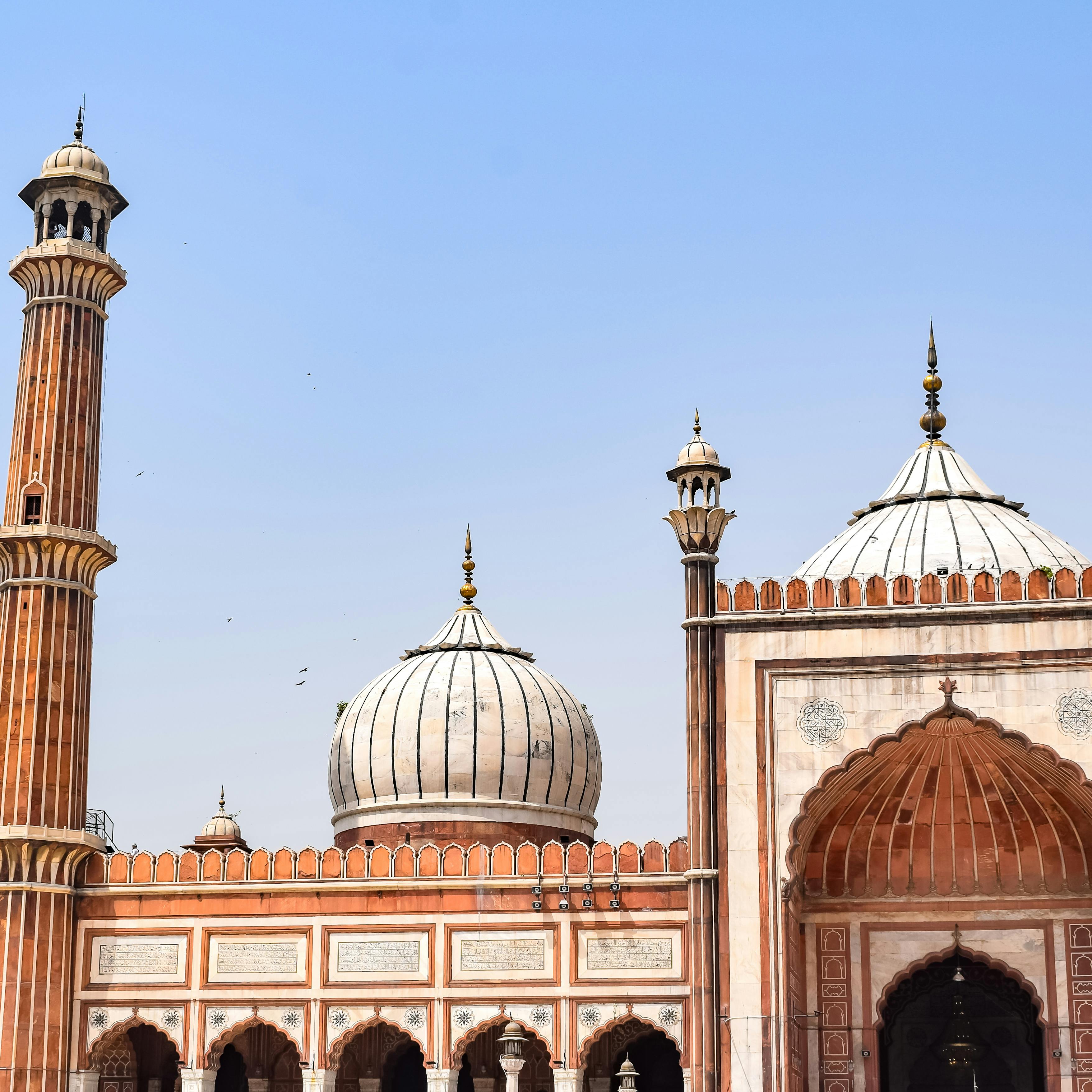 View Of A Mosque From A Doorway · Free Stock Photo