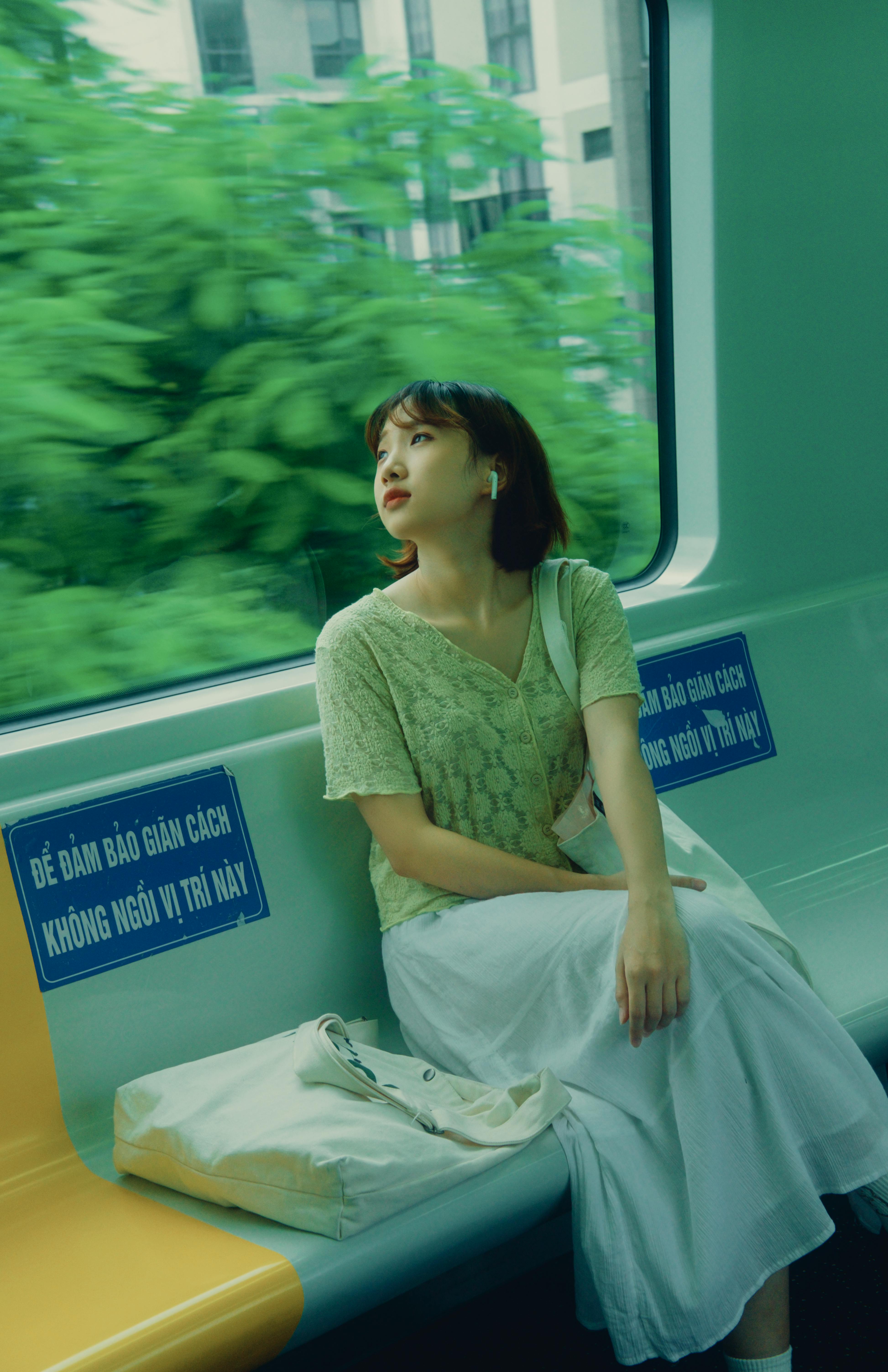 Turntable Train Photos, Download Free Turntable Train Stock Photos & HD ...