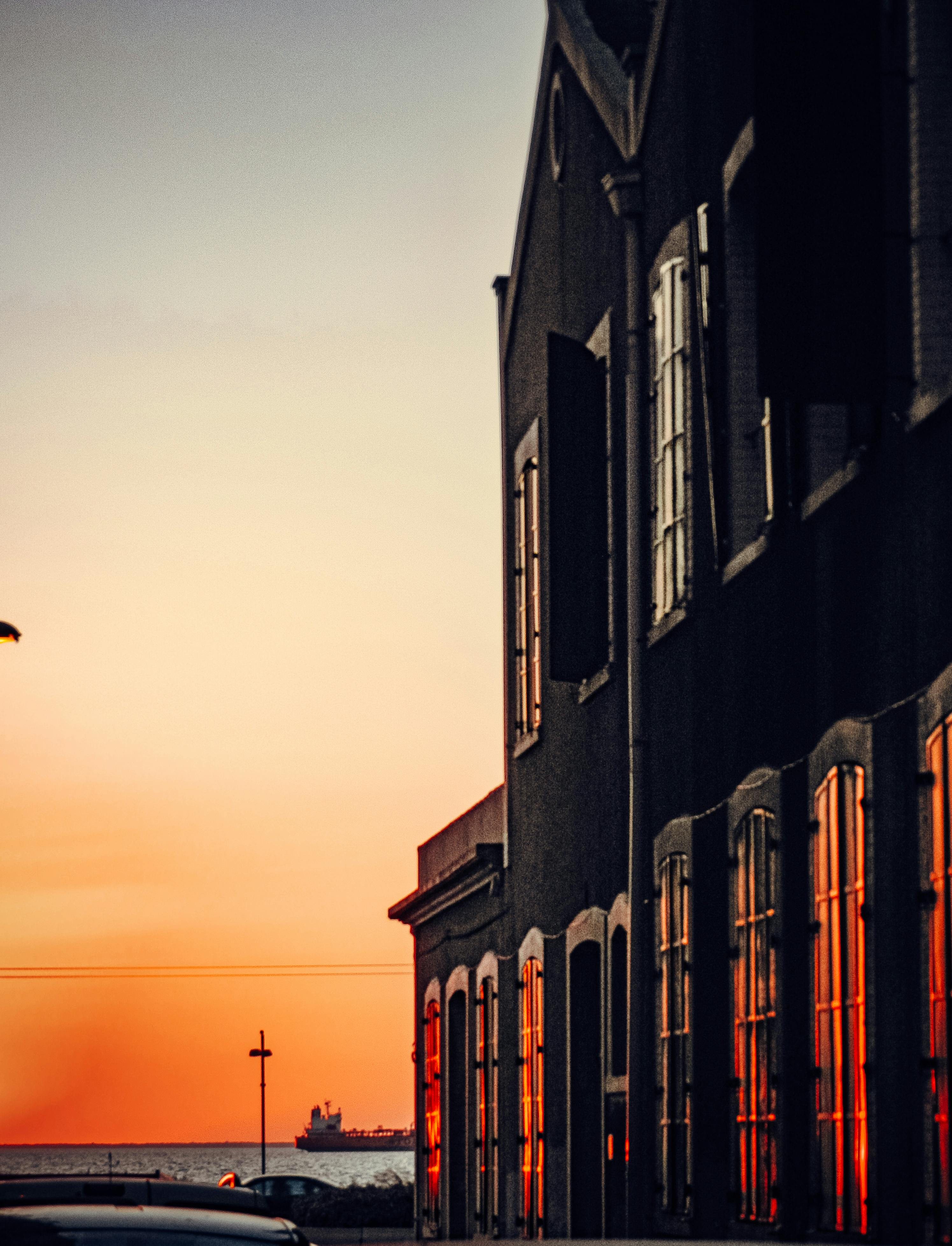 A Concrete Building during Sunset · Free Stock Photo