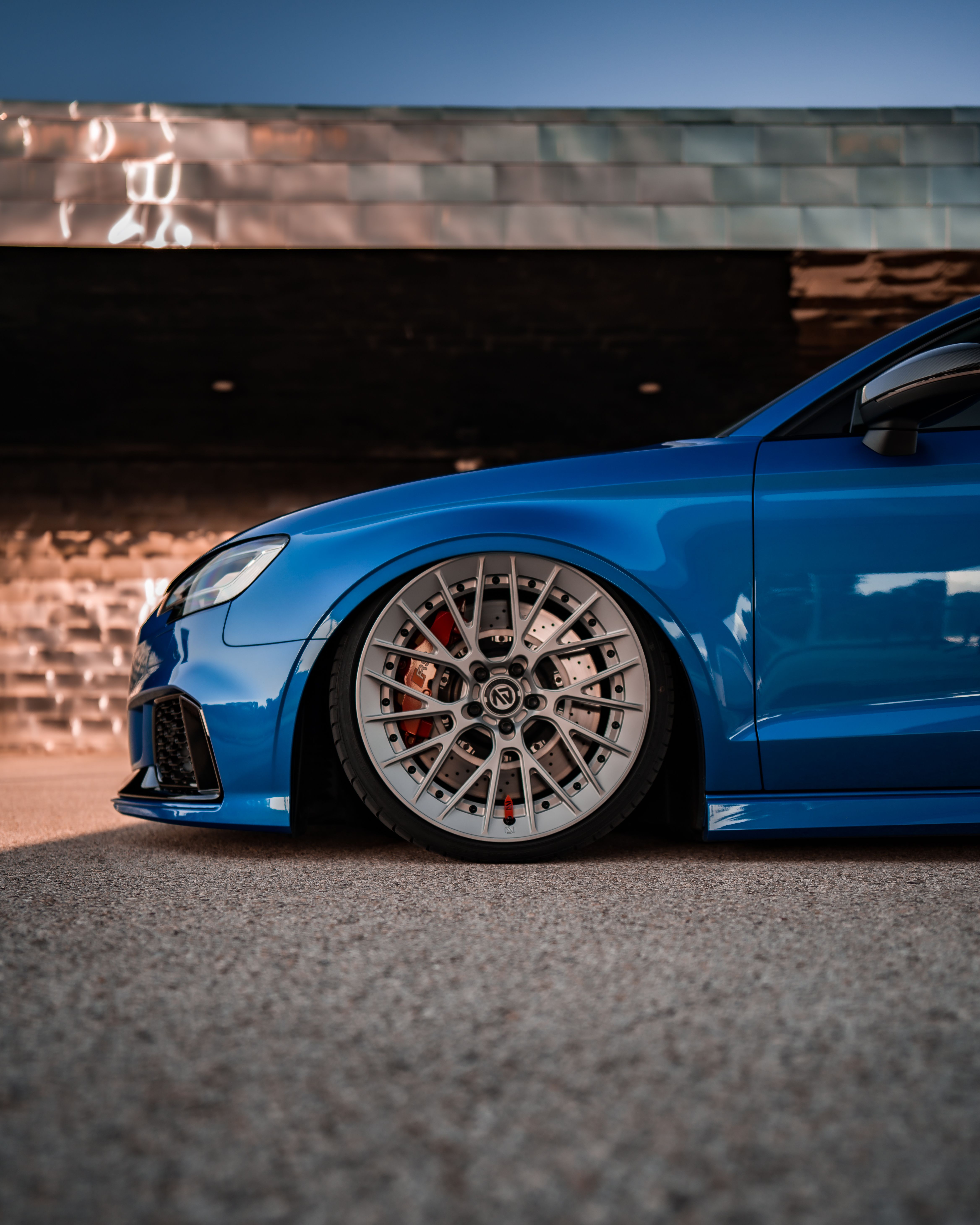 Dark Photo of a Wheel · Free Stock Photo