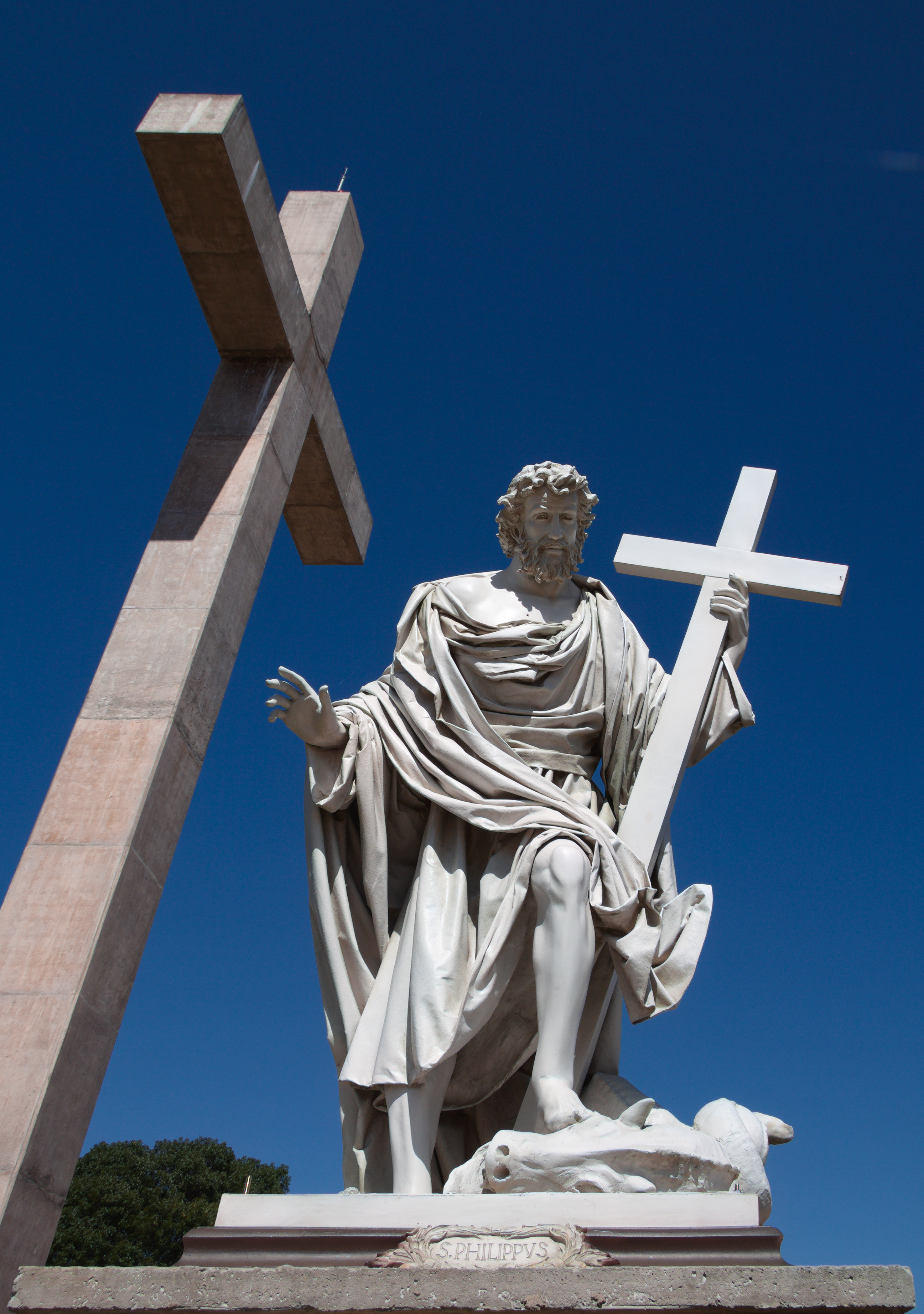 Monumental Statue with Cross · Free Stock Photo