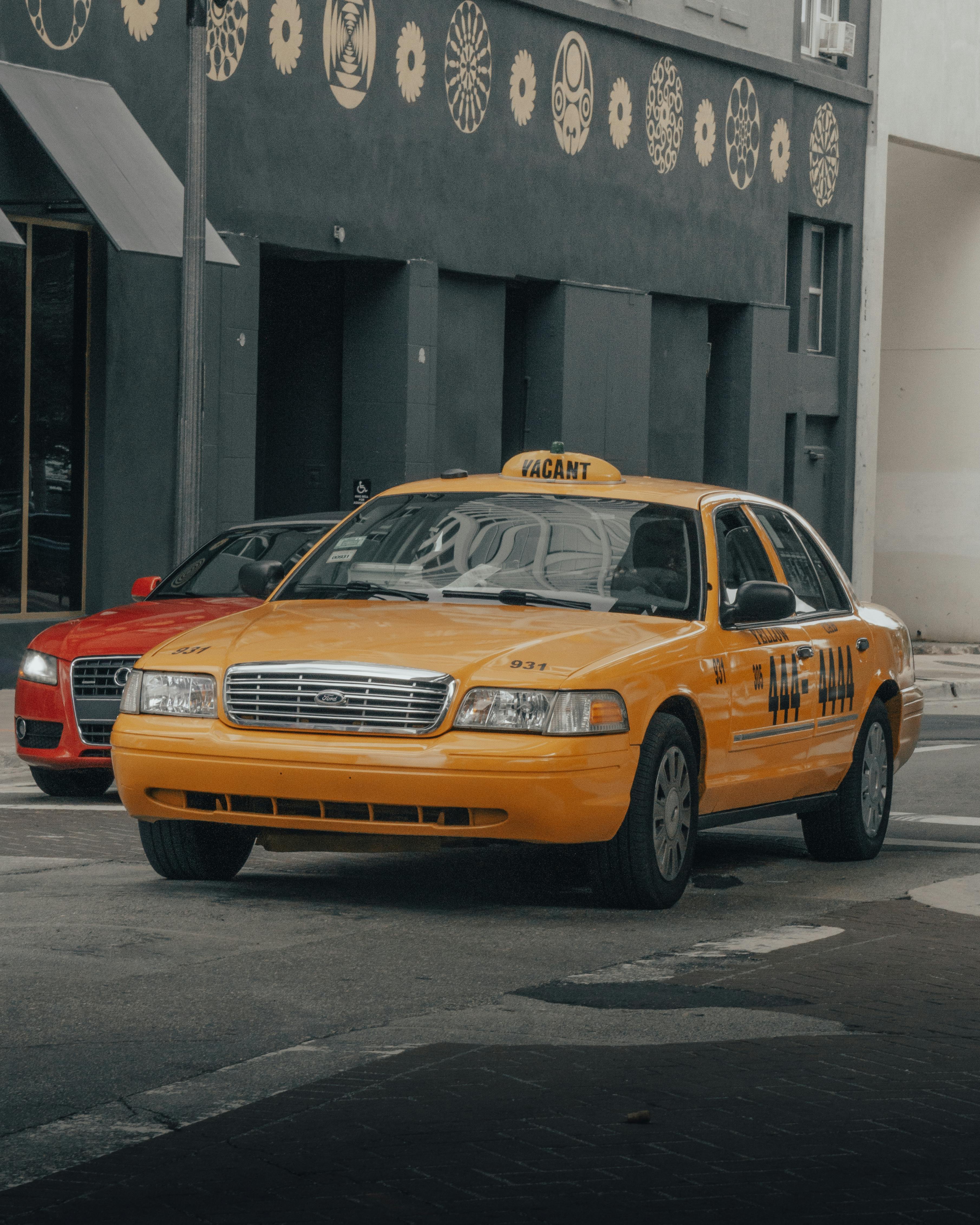 Vacant Taxi Photos, Download The BEST Free Vacant Taxi Stock Photos ...