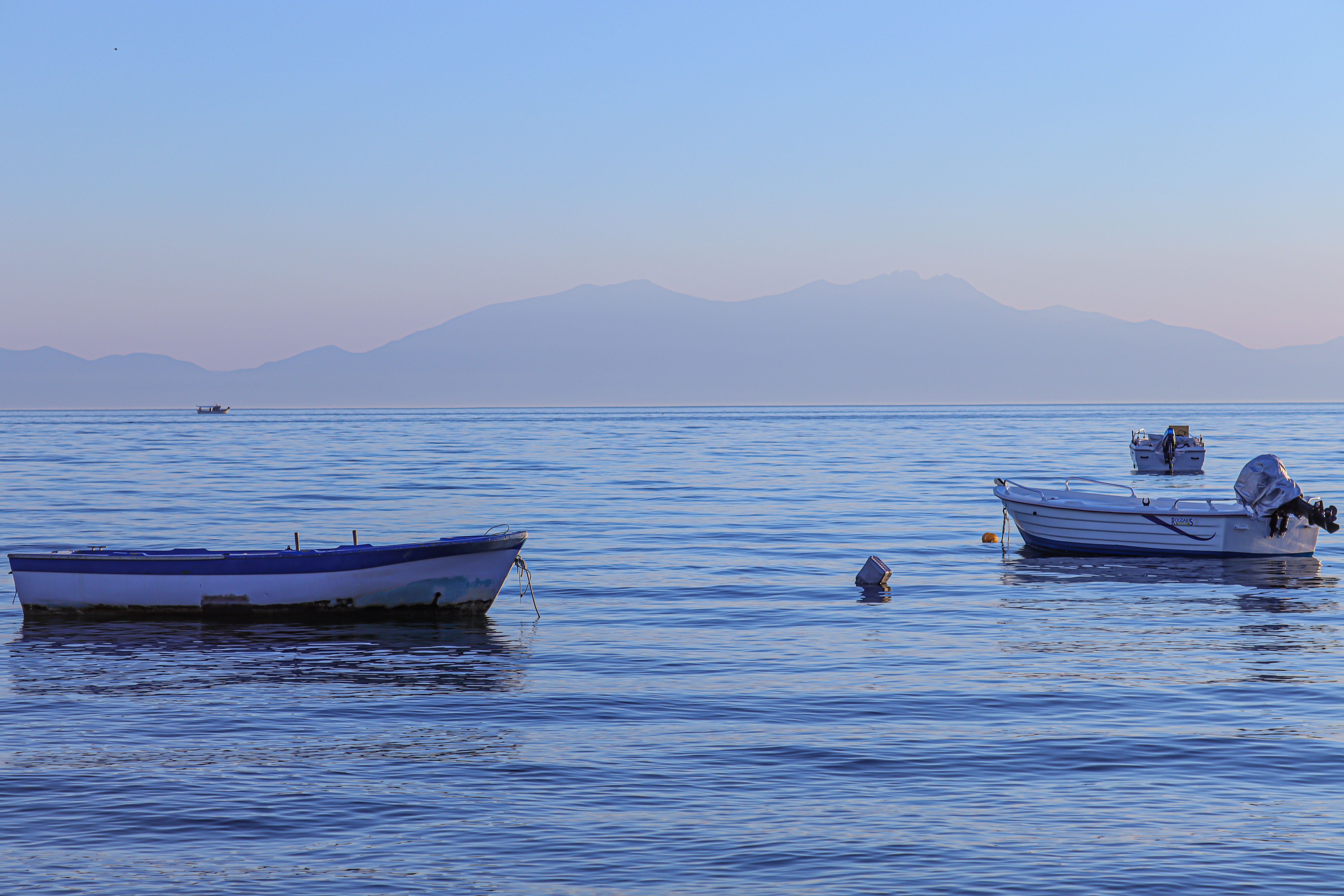 White Boats on the Sea · Free Stock Photo