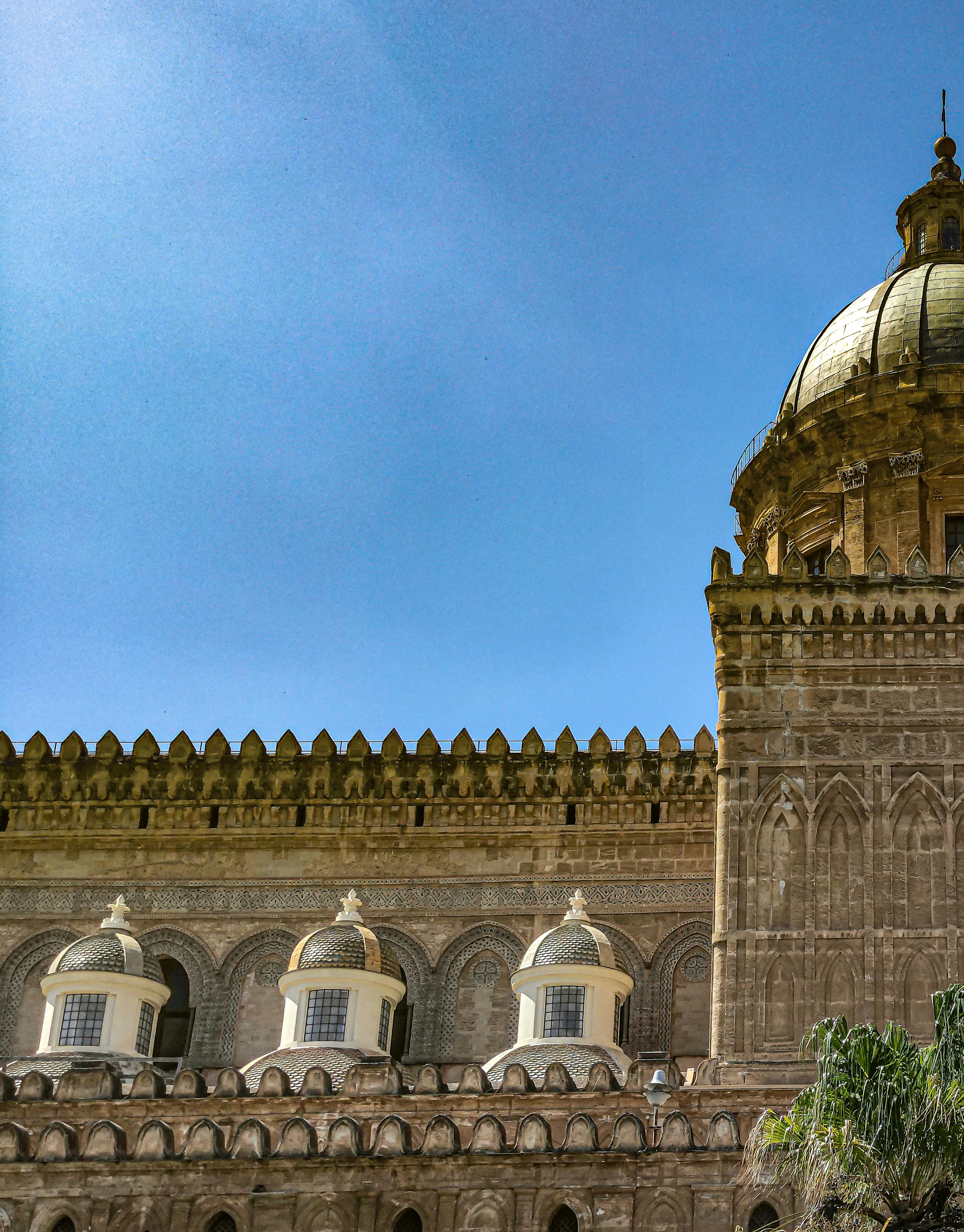 Church Building with Dome Roof Under Blue Sky · Free Stock Photo
