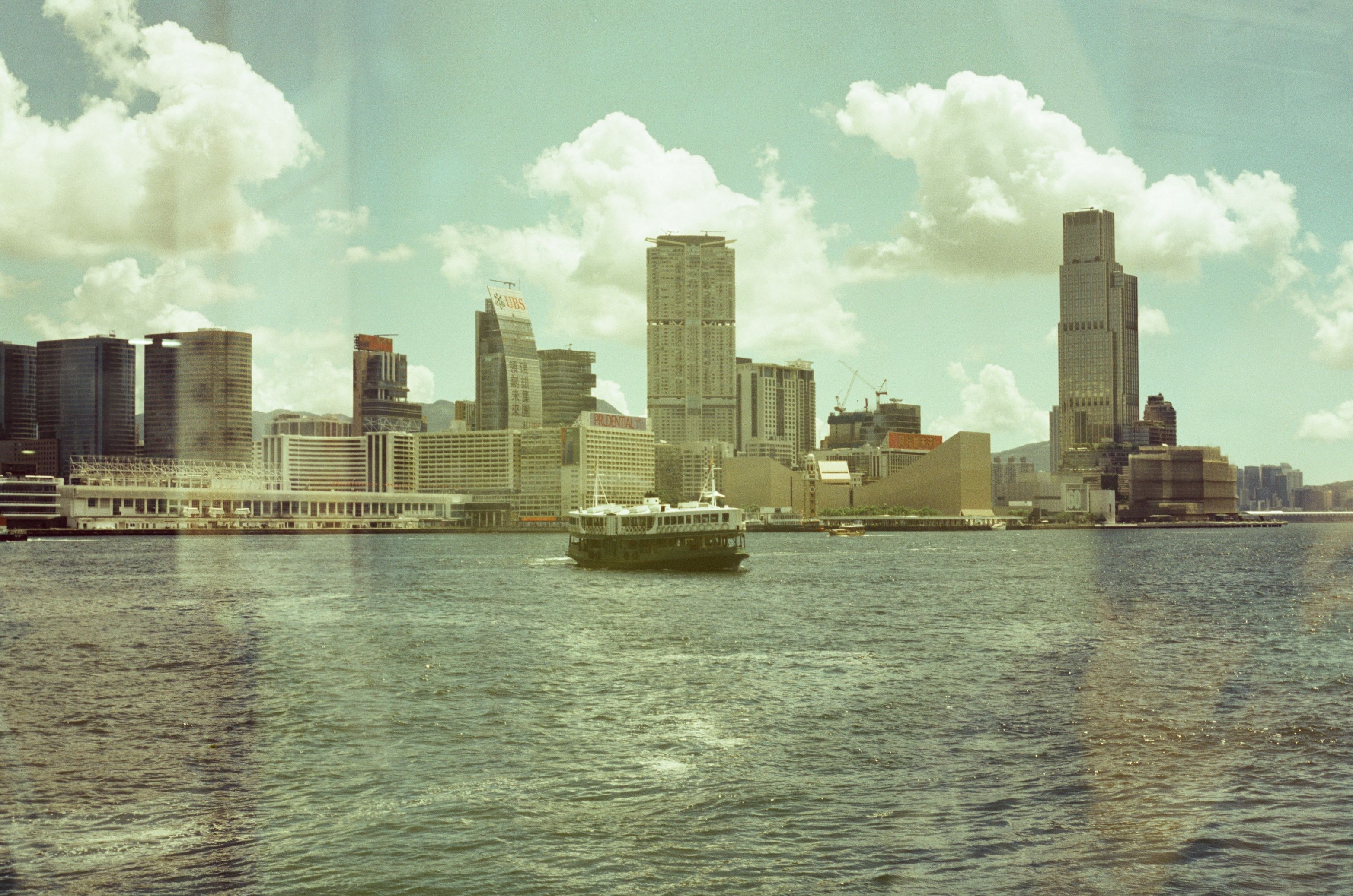 Smartken Hong Kong Reflection Photos, Download Free Smartken Hong Kong ...