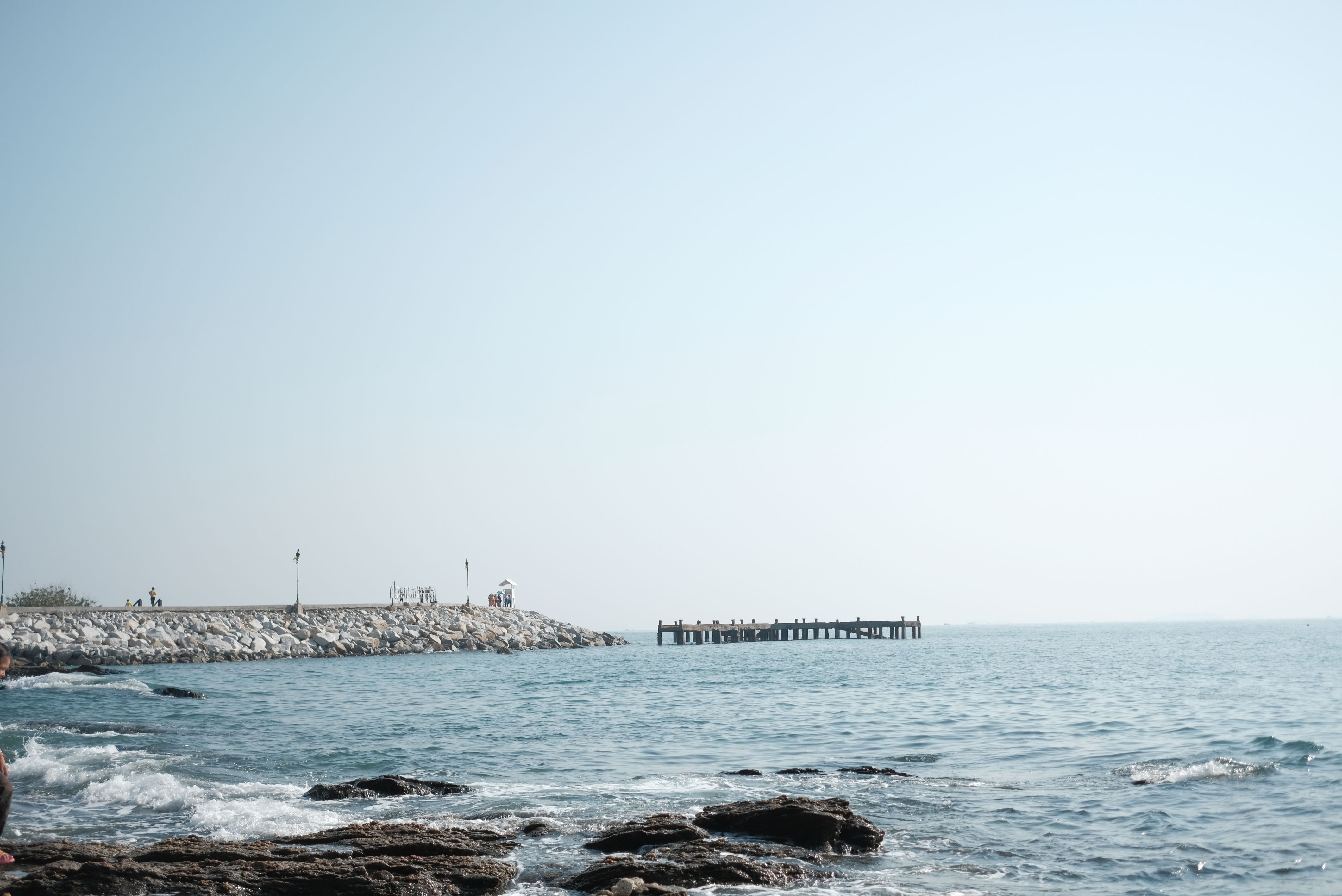 Clear Sky over Sea Shore · Free Stock Photo