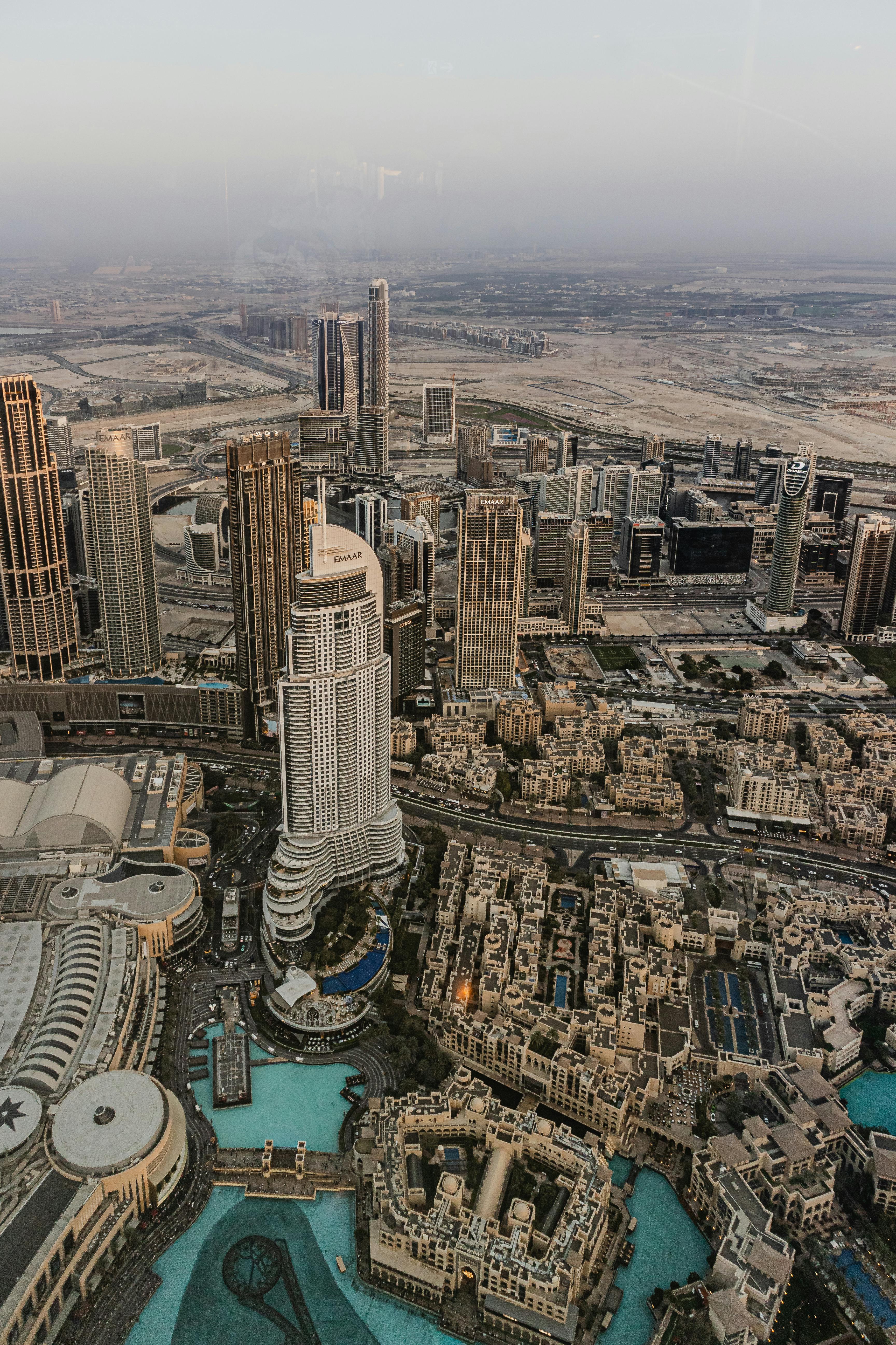 Aerial View of the Buildings in Dubai · Free Stock Photo