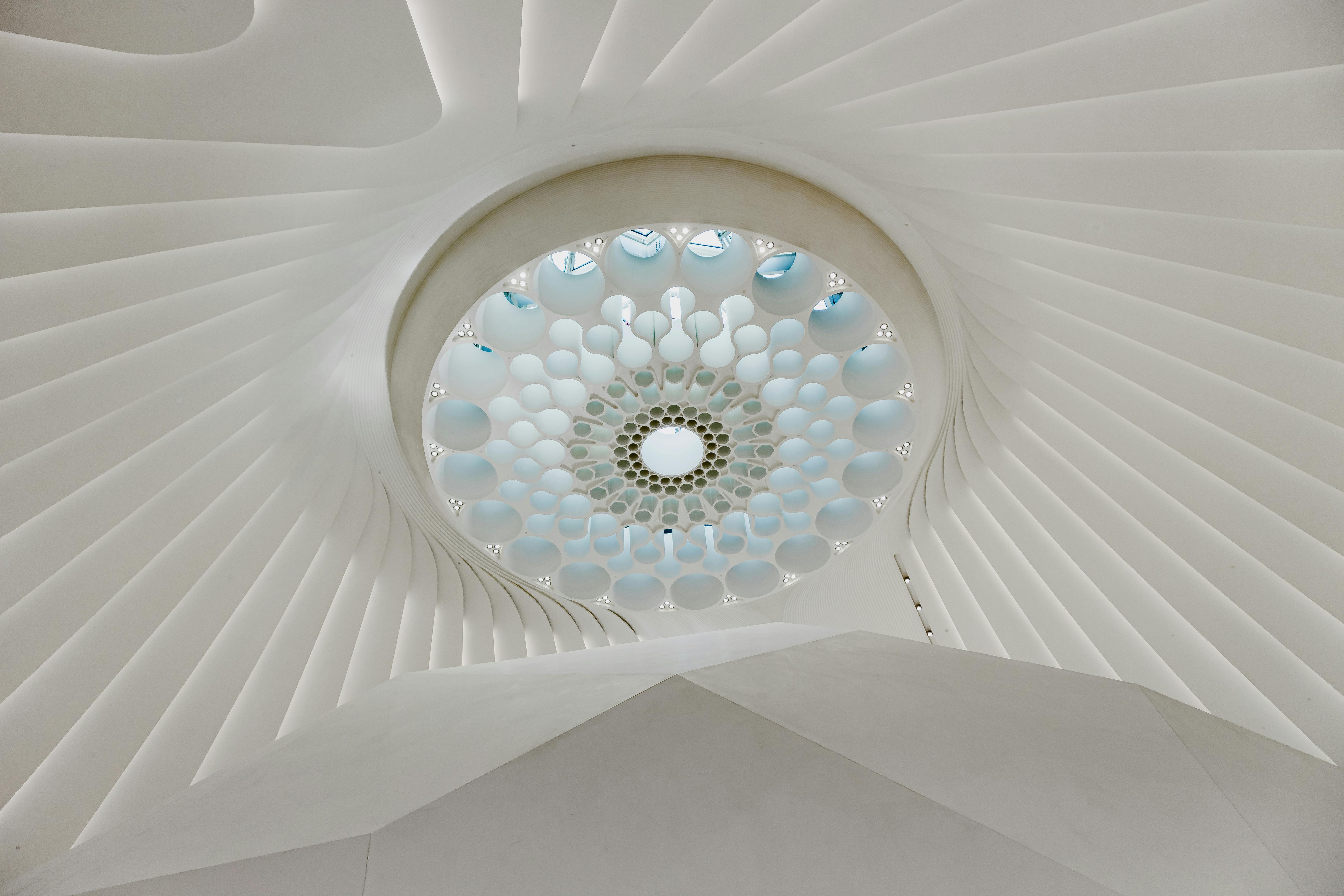 White Building · Free Stock Photo