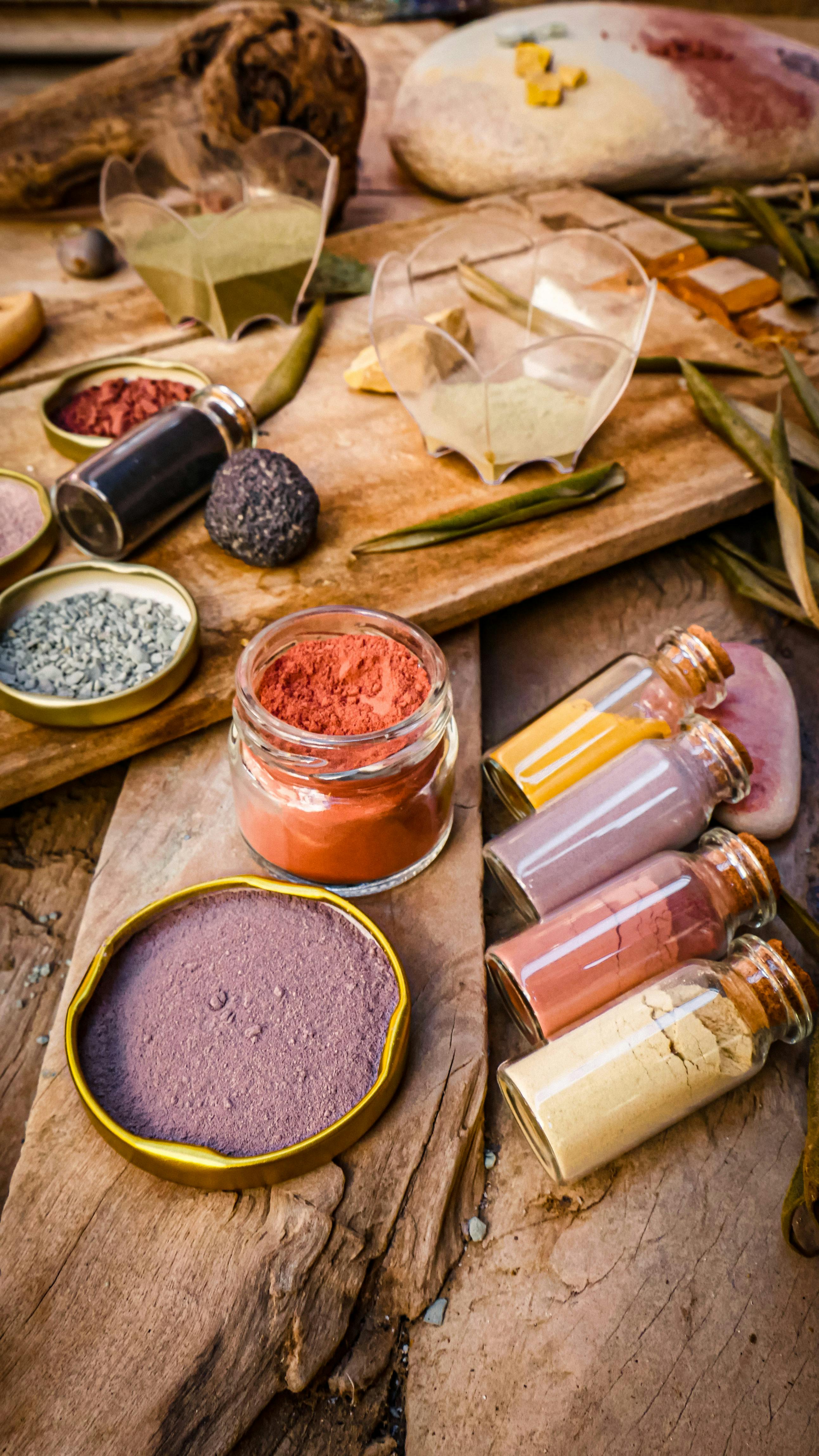 Five Assorted-color Glitter Foundation · Free Stock Photo