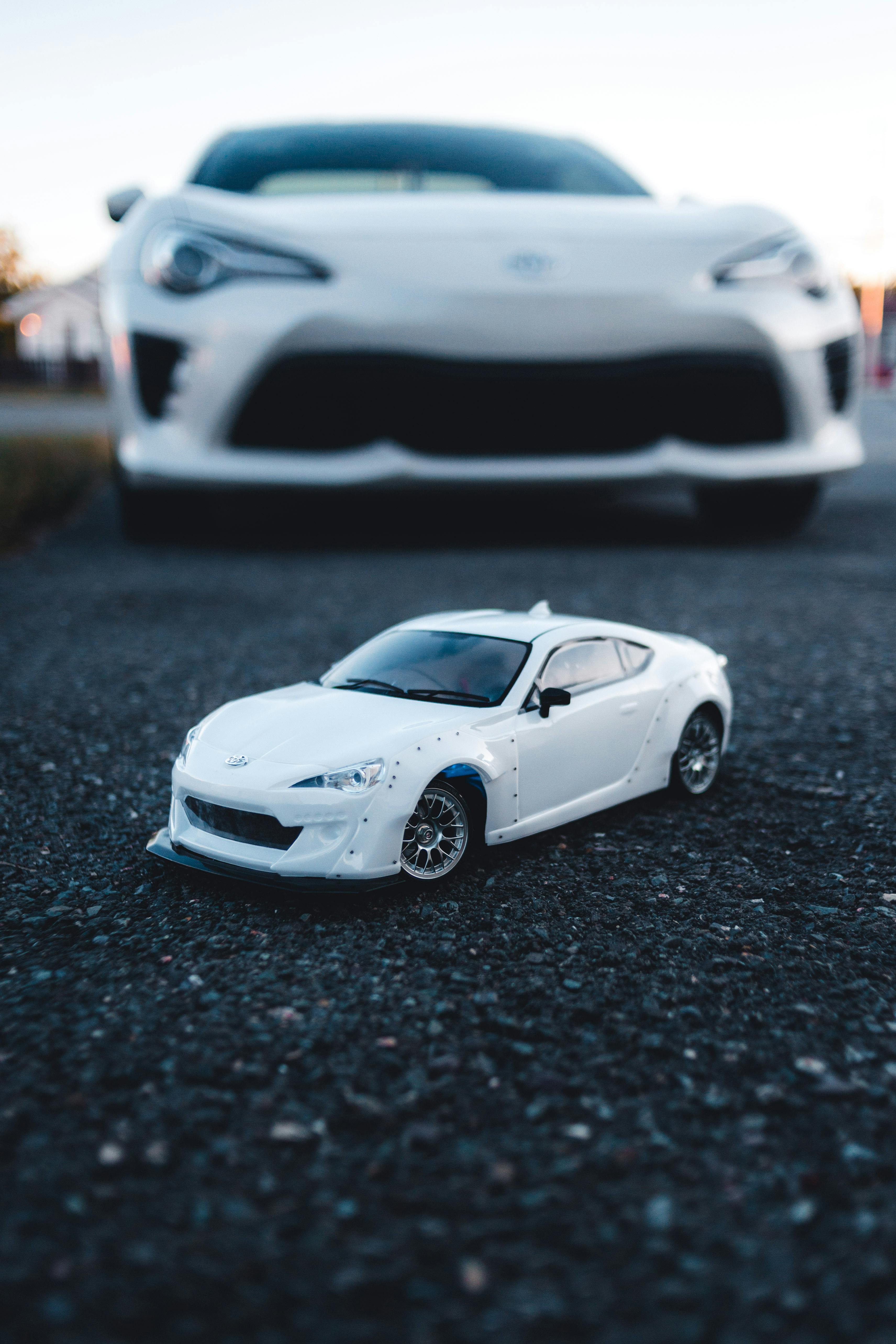 Car Gari Photos, Download Free Car Gari Stock Photos & HD Images