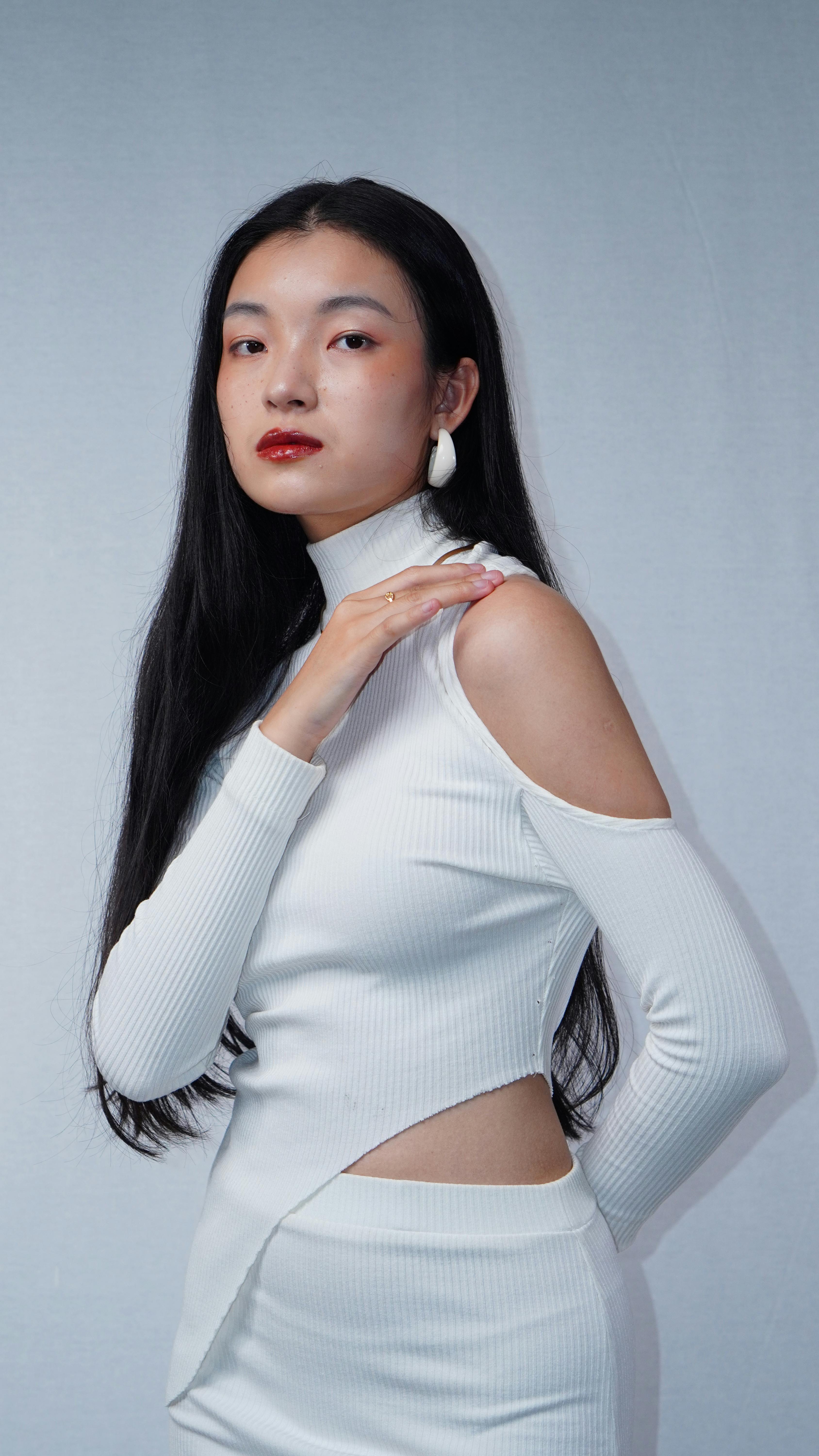 Woman Wearing White Clothes · Free Stock Photo