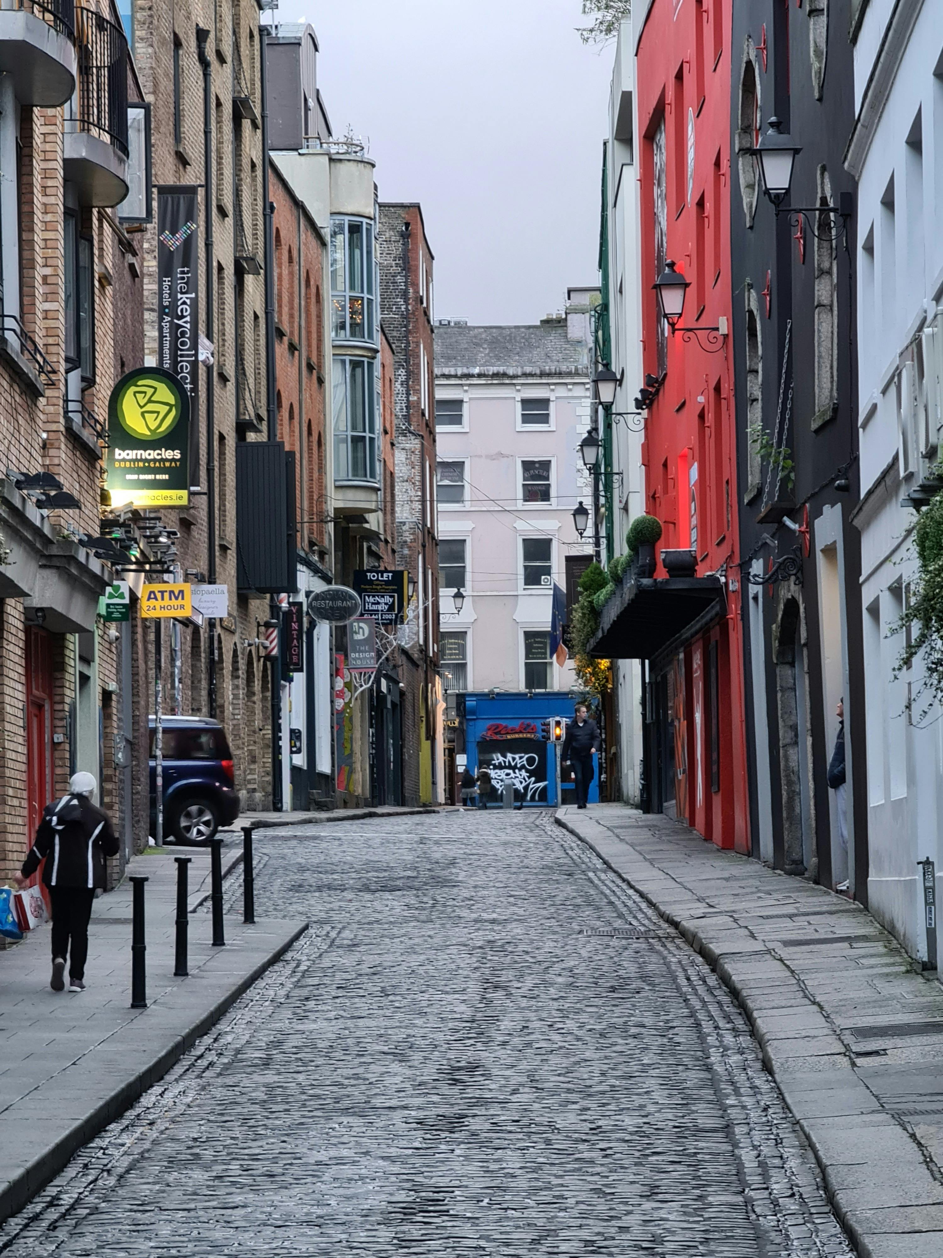 A Narrow Street in Dublin · Free Stock Photo