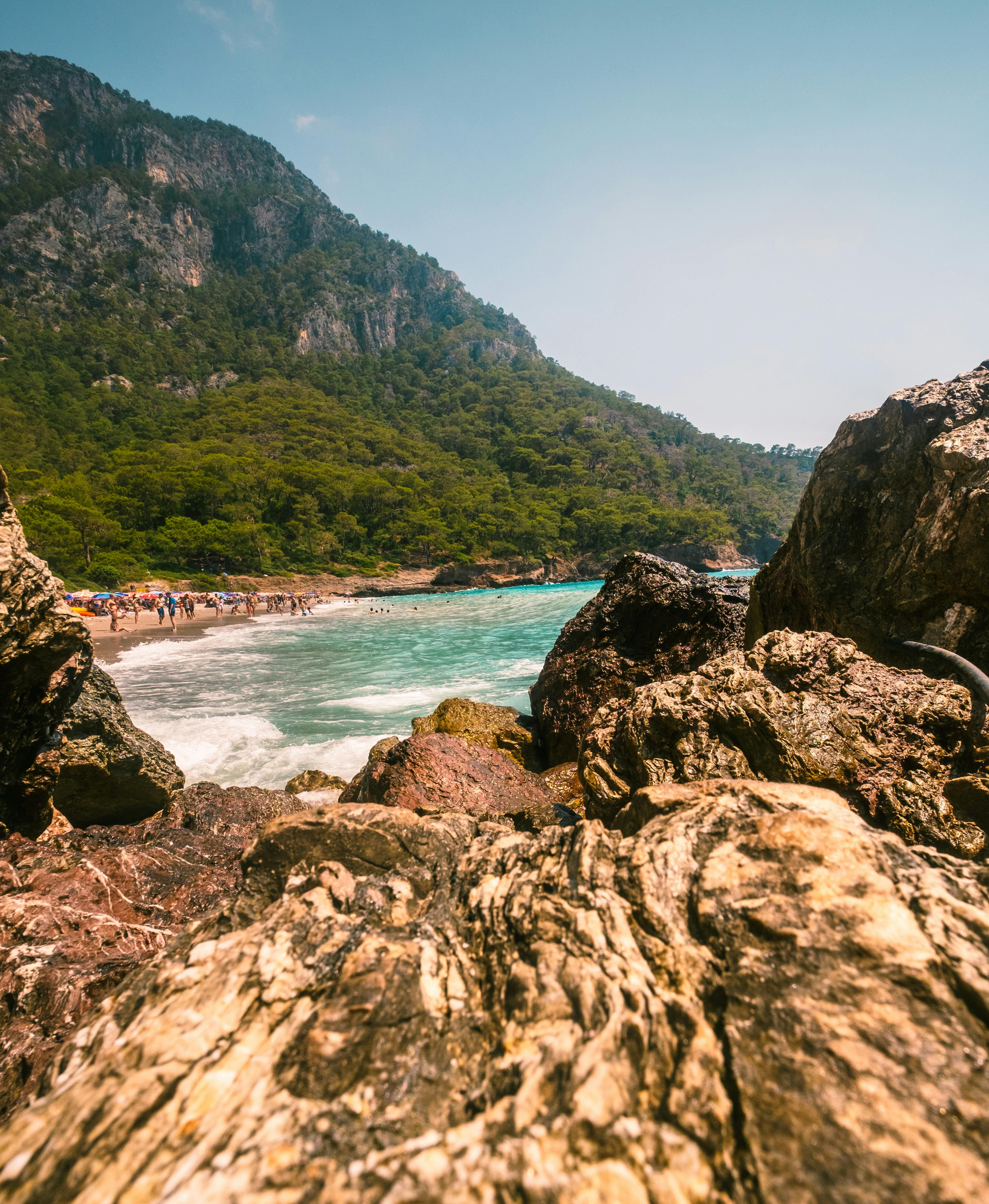 Photo of a Rocky Seacoast · Free Stock Photo