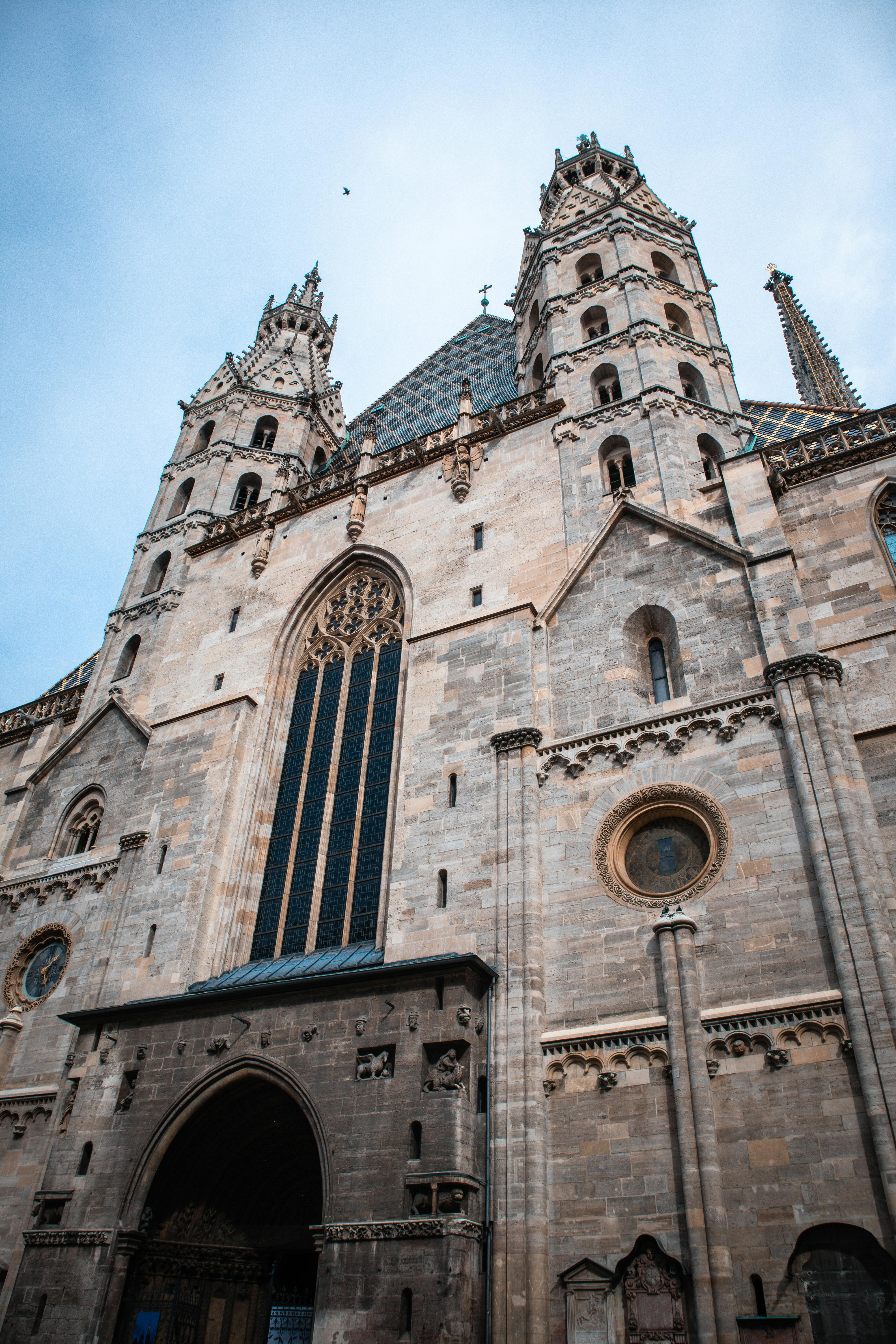 Gray Concrete Church Under Blue Sky · Free Stock Photo