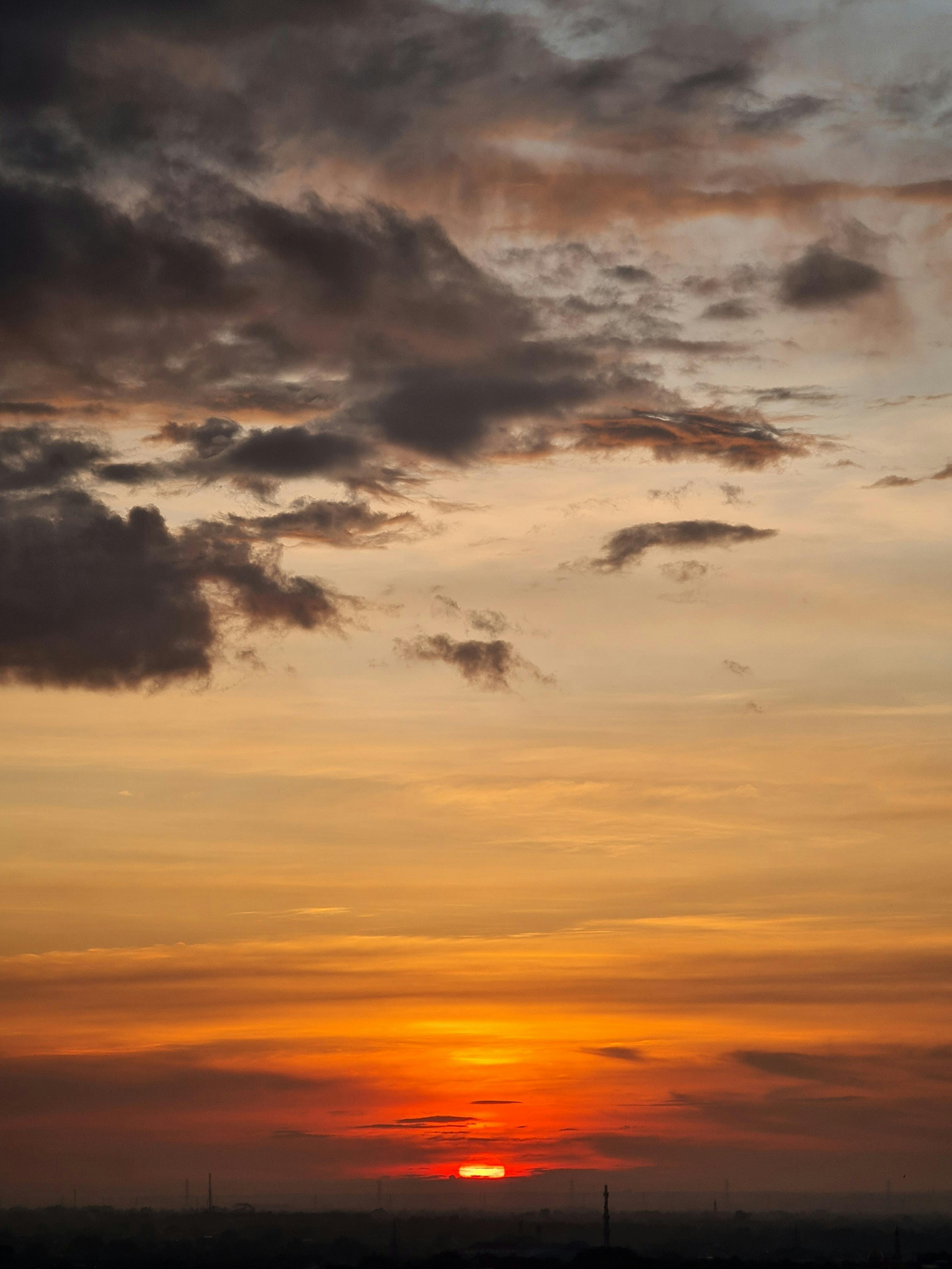 The Sky during the Golden Hour · Free Stock Photo