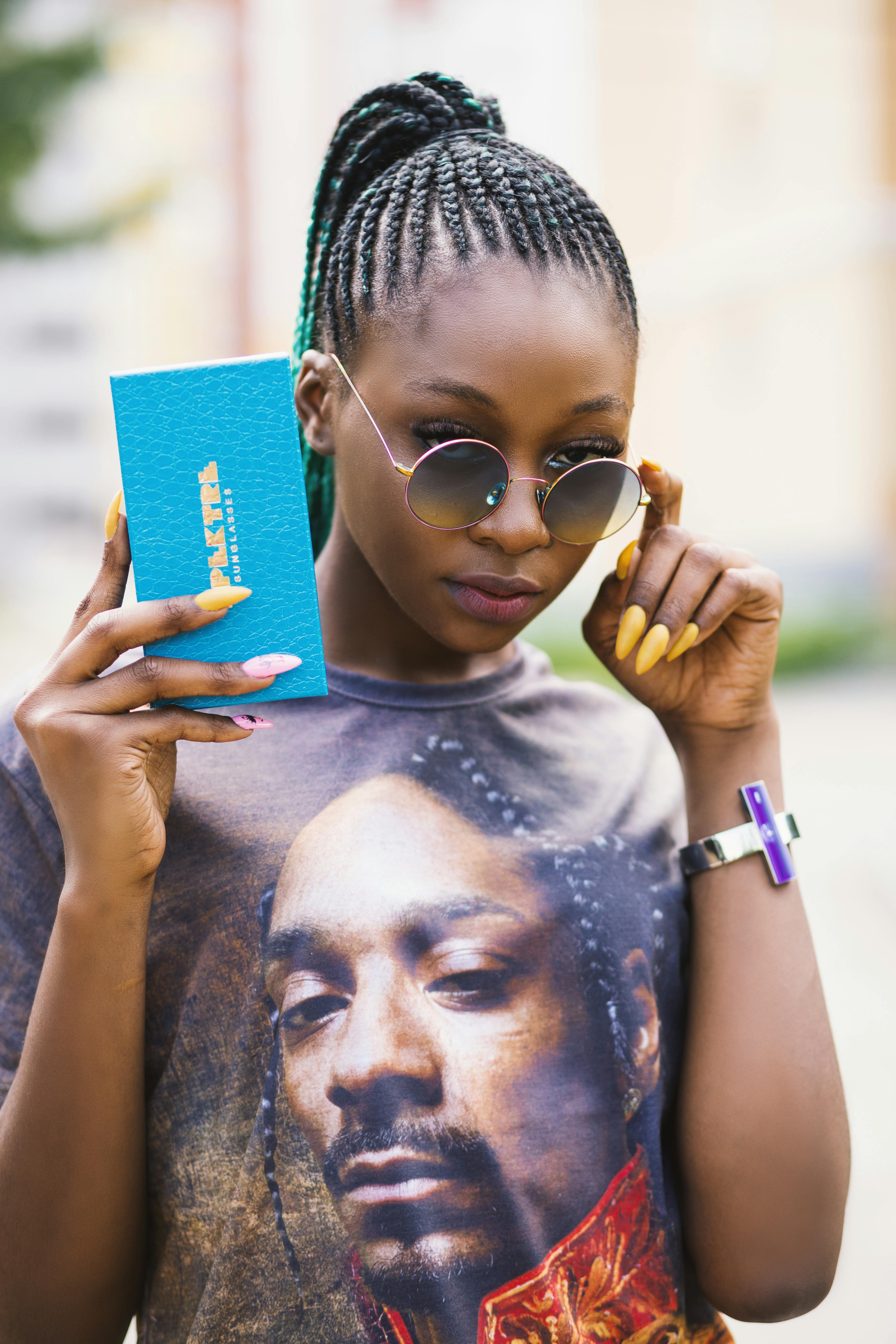 Blue Sin Tone Girl With Braid Photos, Download The BEST Free Blue Sin ...