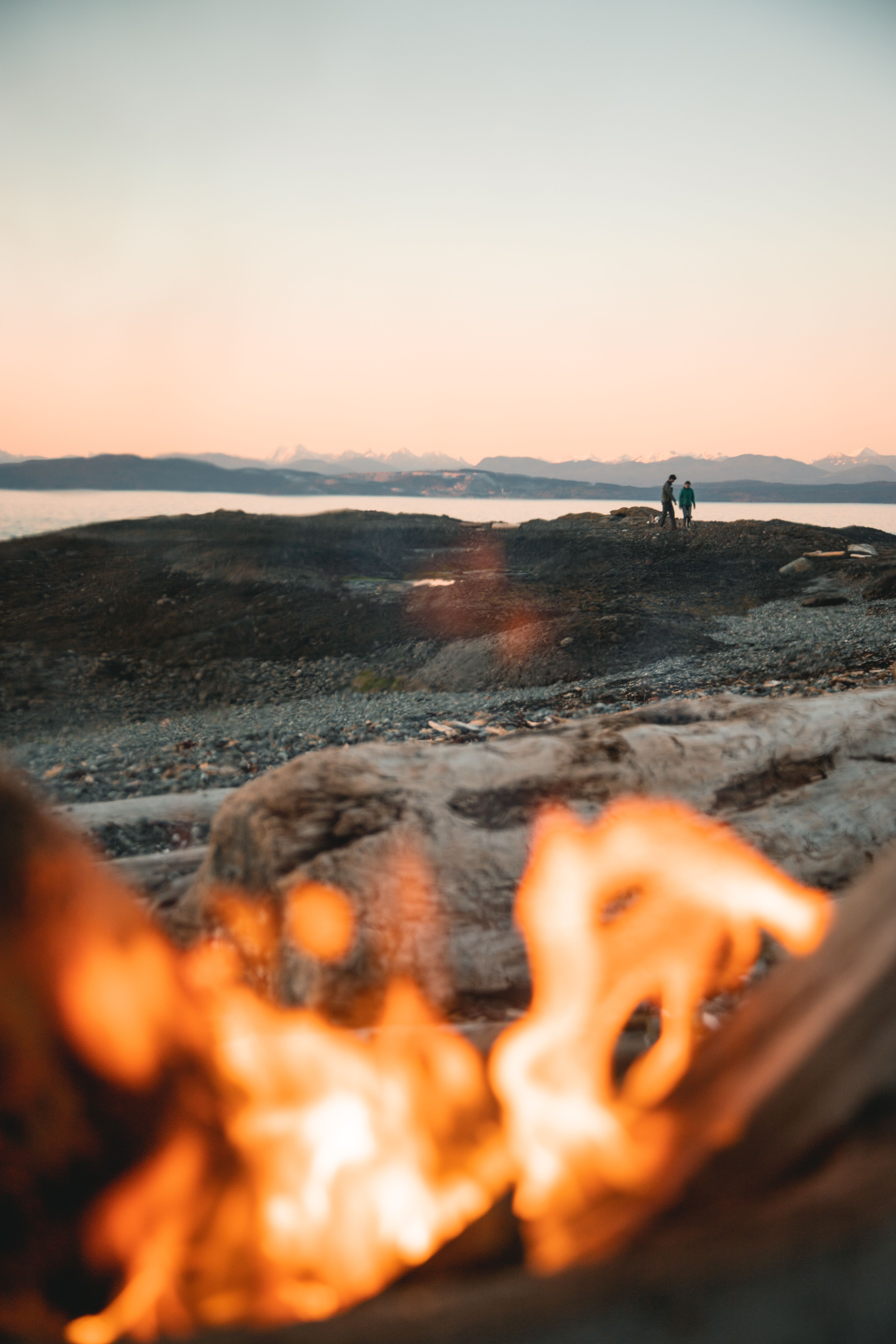 Mountain Campfire Photos, Download The BEST Free Mountain Campfire ...