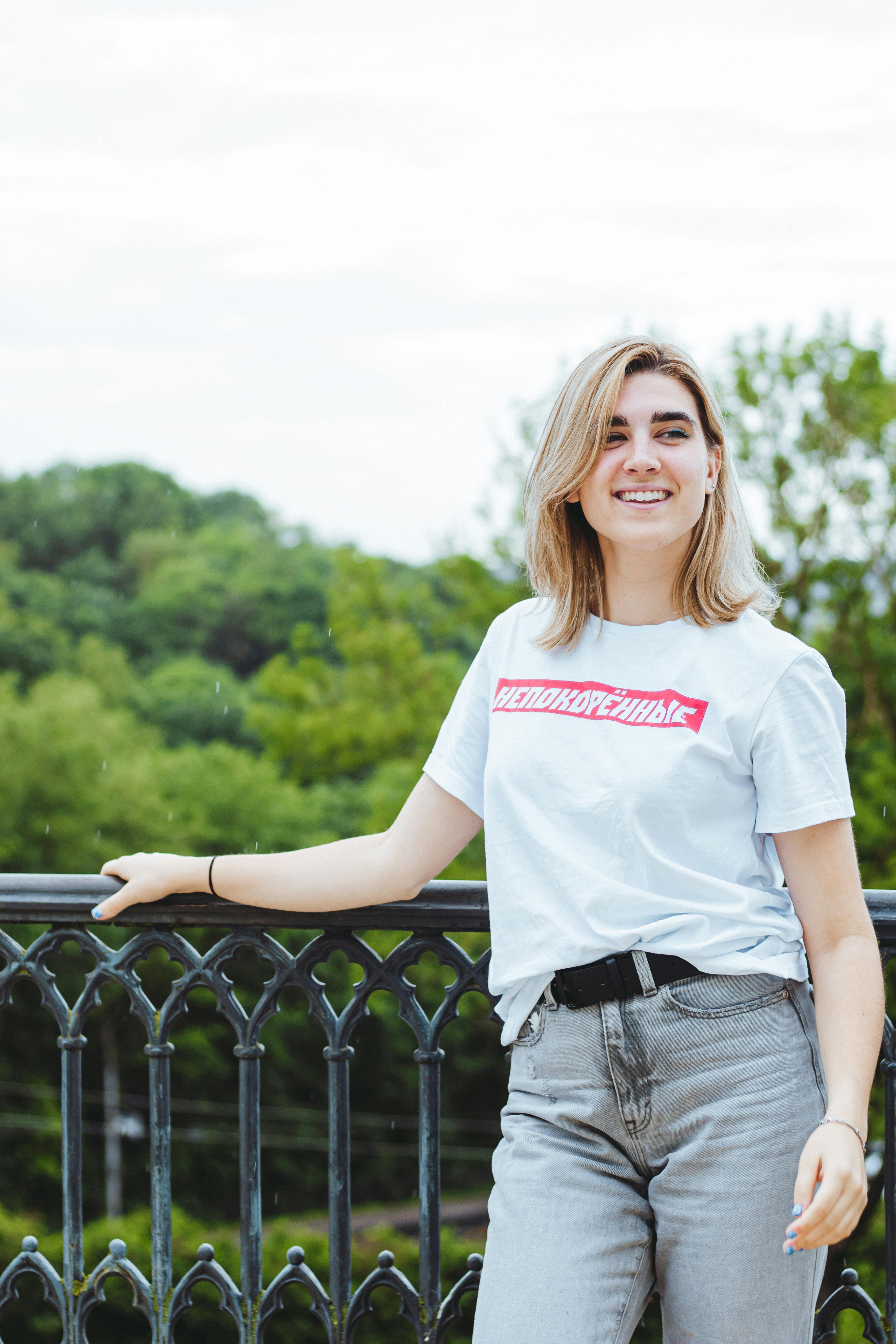 Photo That Show Balanced Women Chill Photos, Download The BEST Free ...