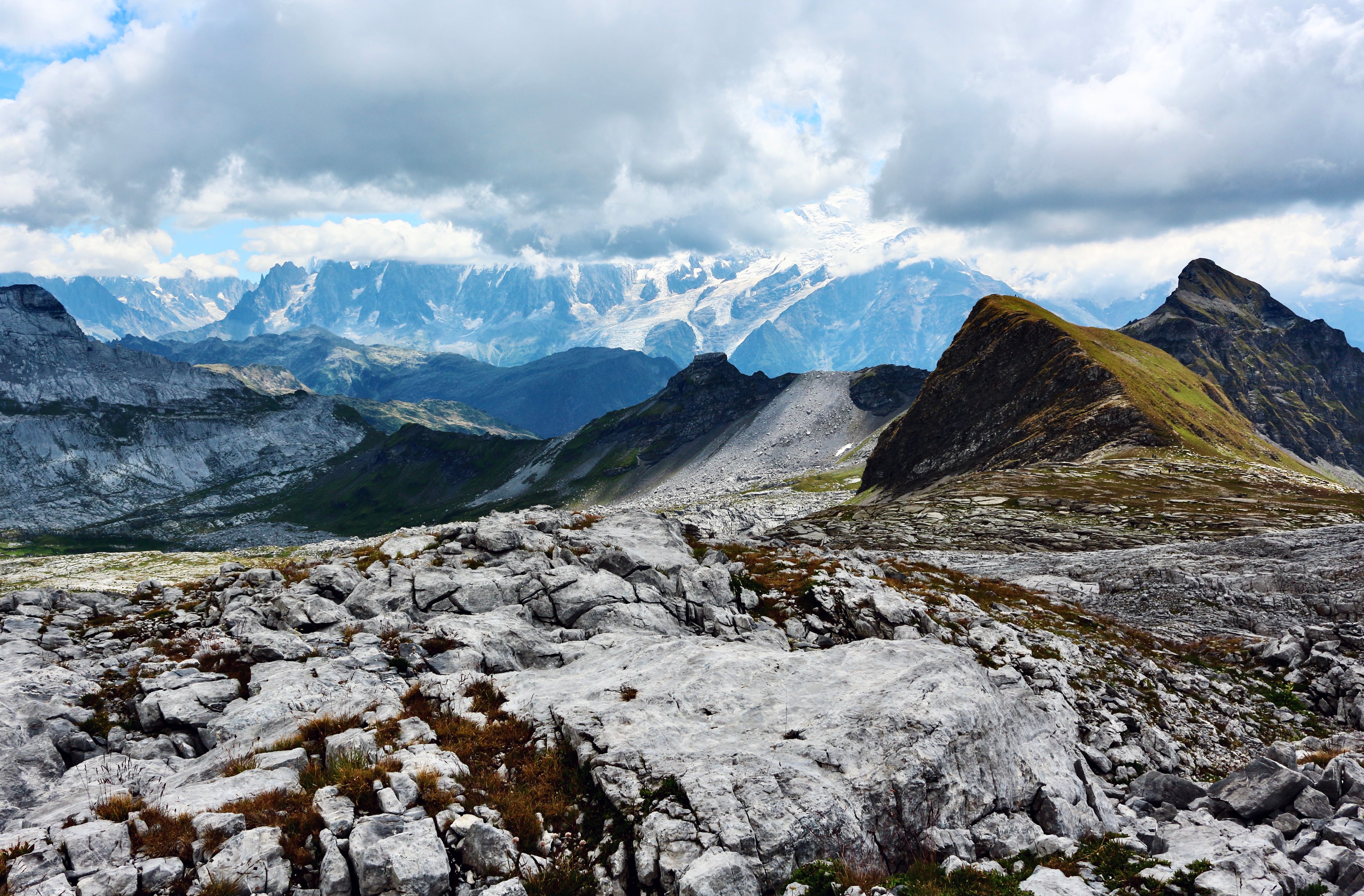 Landscape of Rocky Mountains · Free Stock Photo