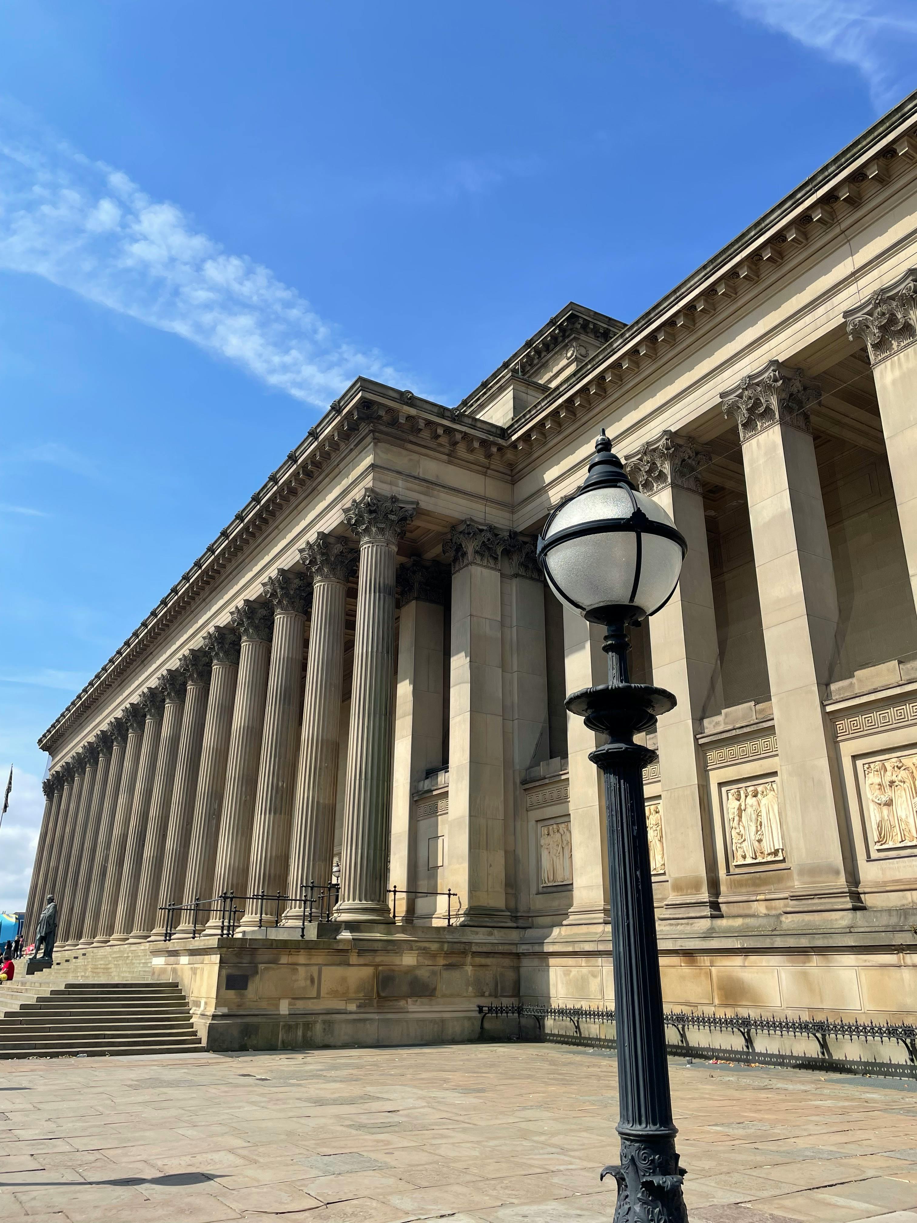 The St George's Hall Liverpool in England · Free Stock Photo