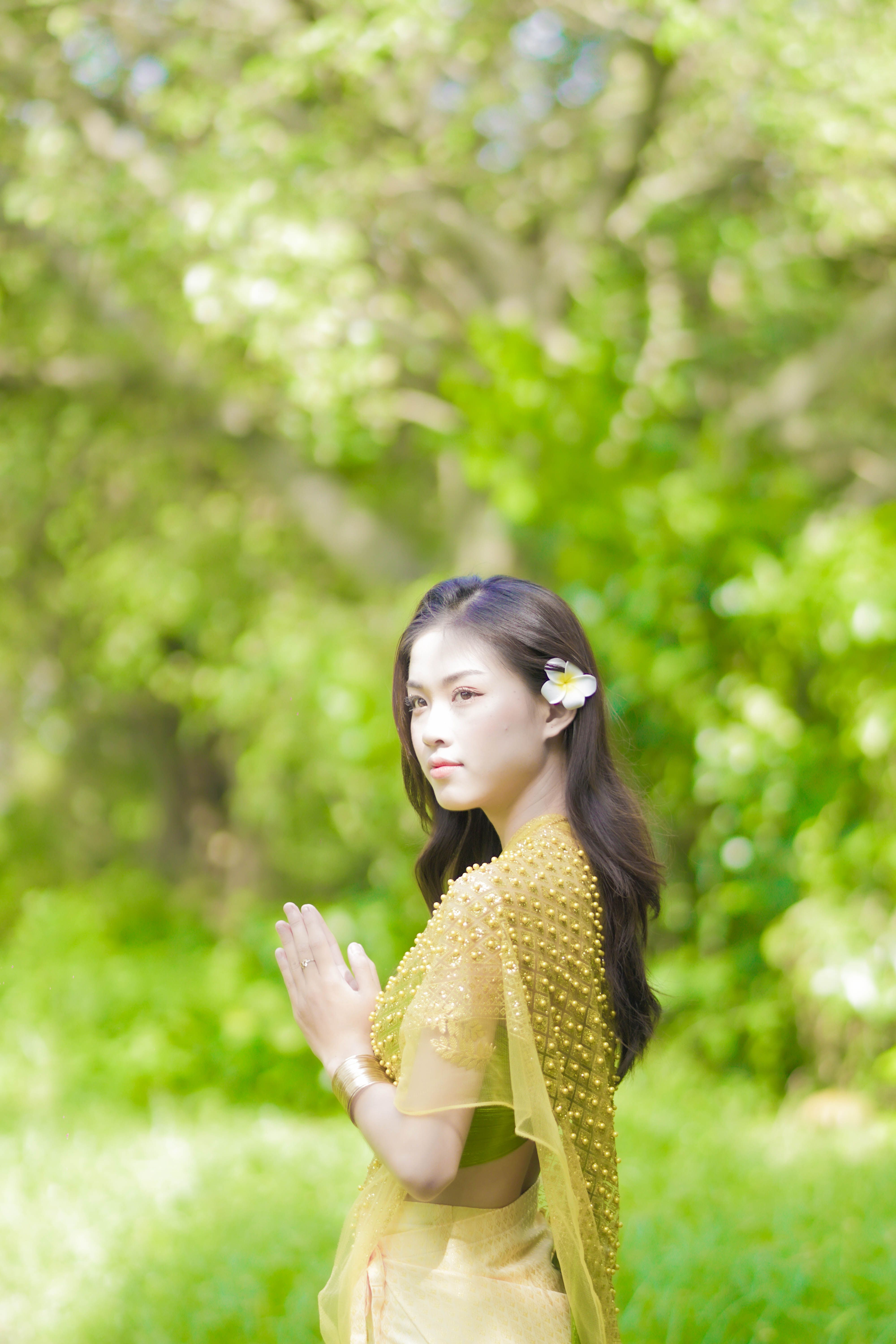Beautiful Woman in Traditional Dress · Free Stock Photo