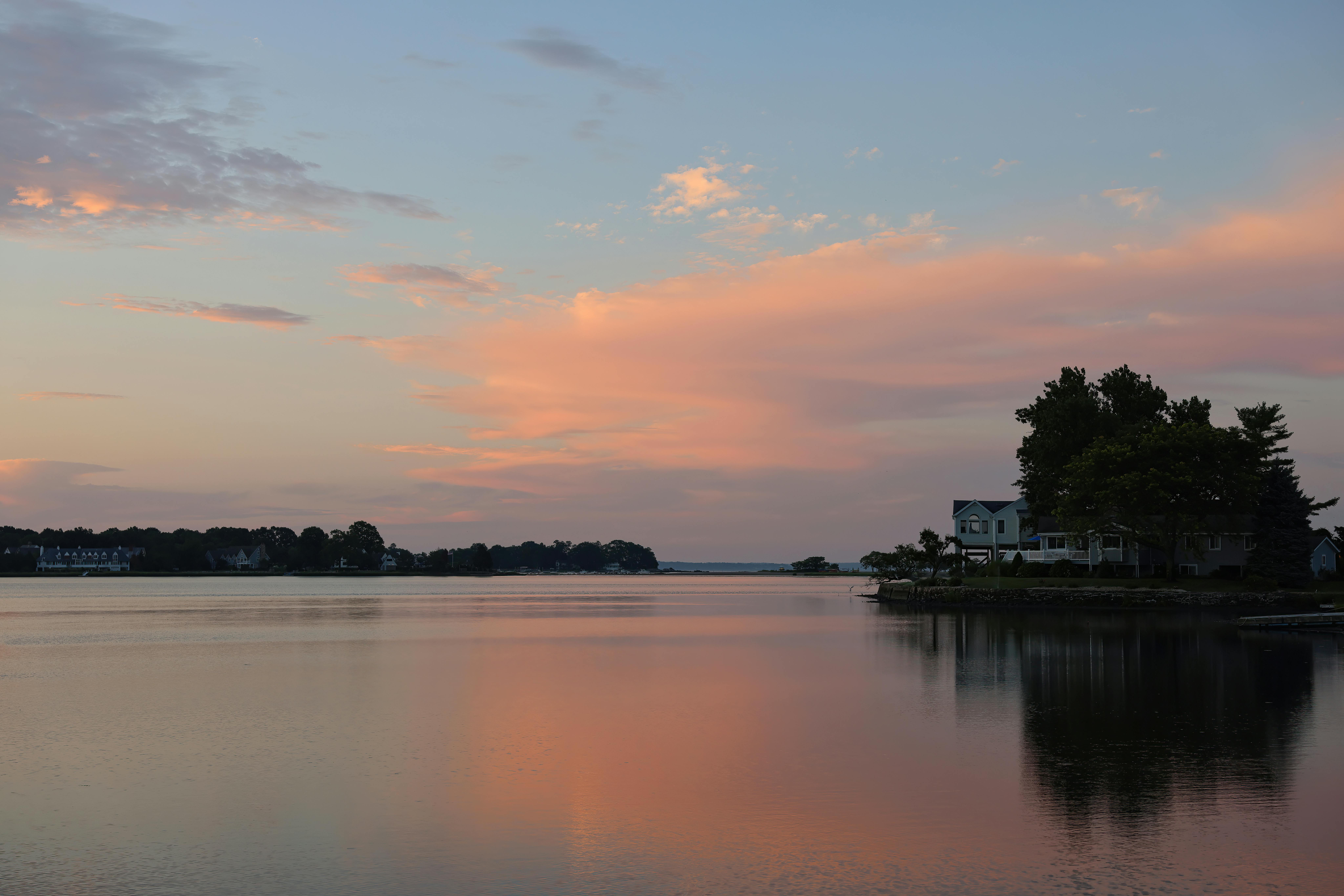 Lake View During Sunrise · Free Stock Photo