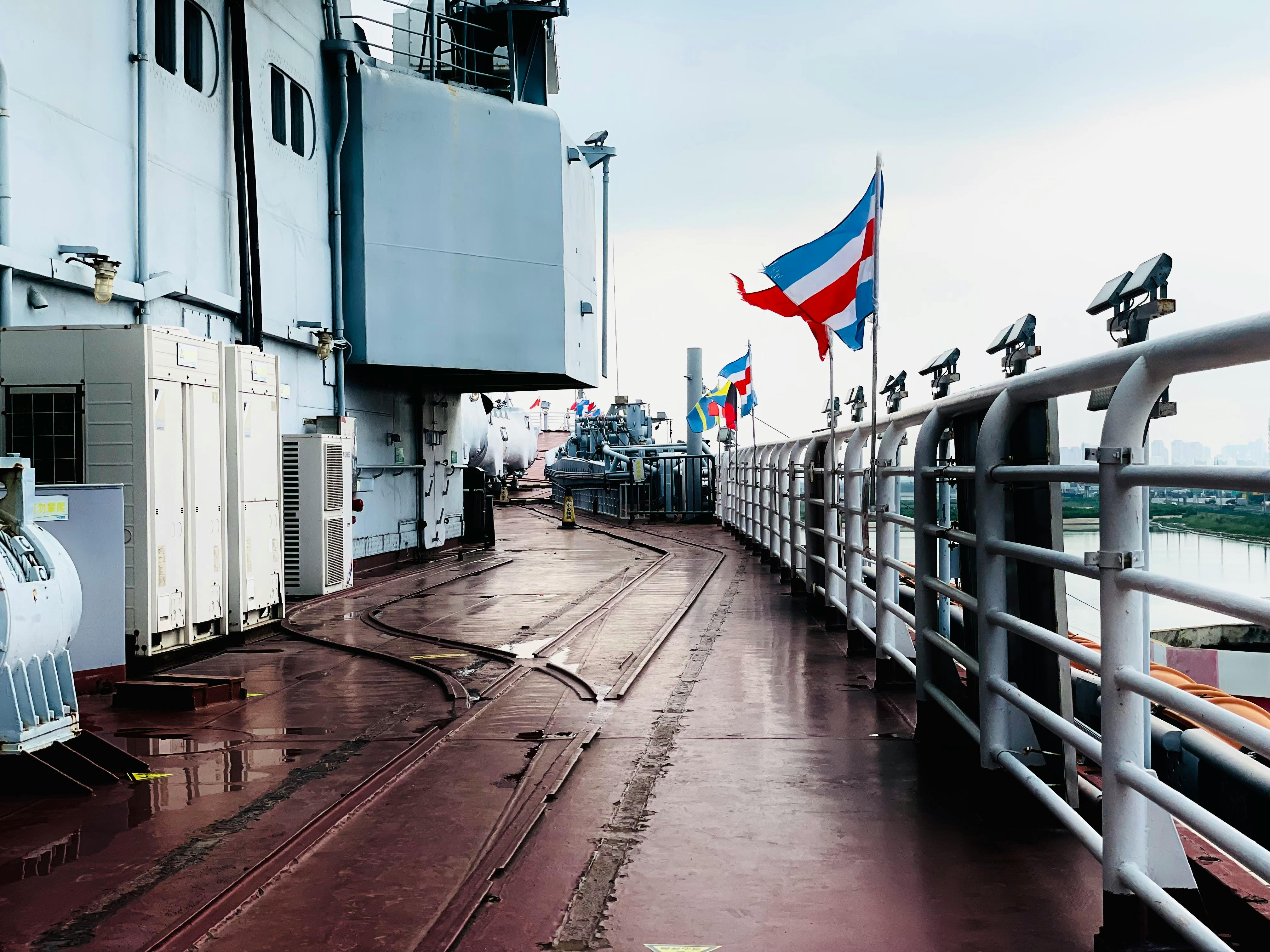 Ship Rails Photos, Download The BEST Free Ship Rails Stock Photos & HD ...