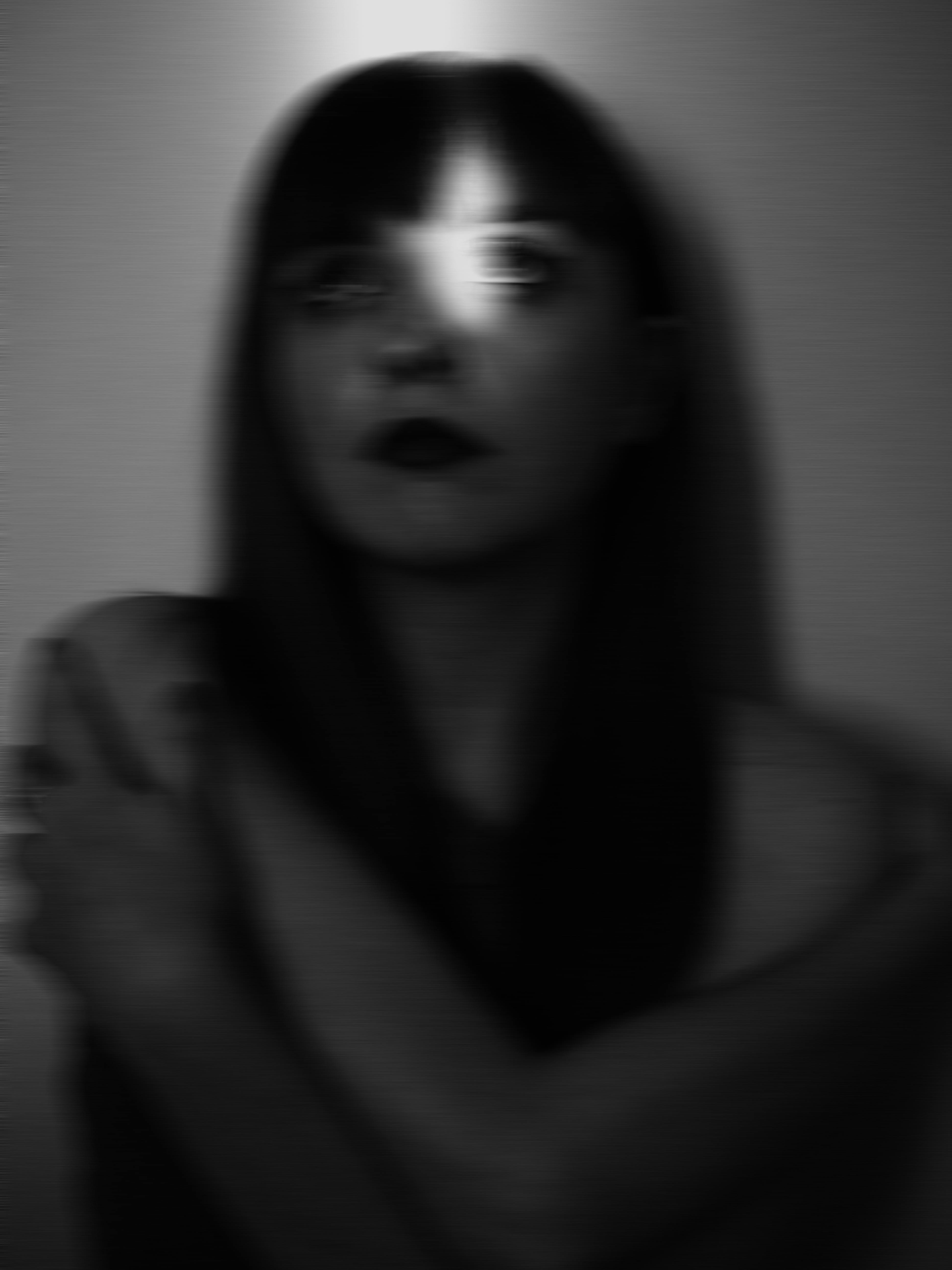 Defocused Portrait of Brunette Woman · Free Stock Photo